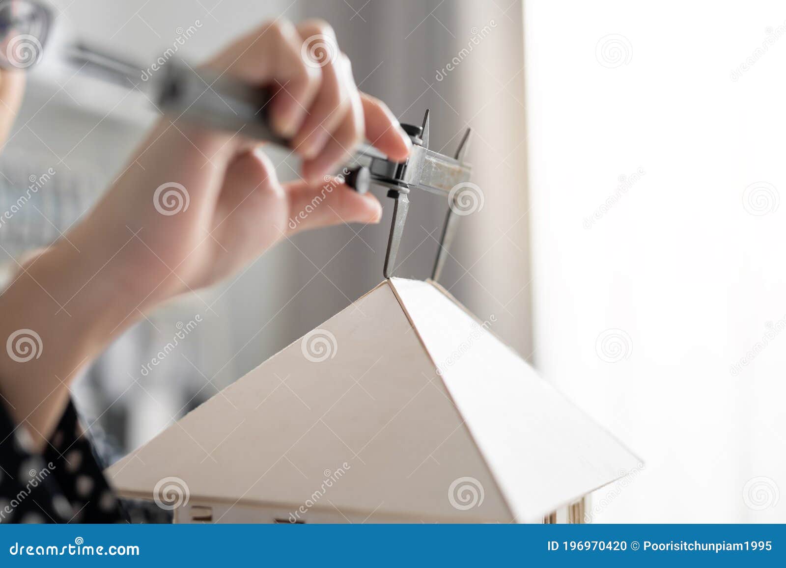 Close Up Engineer Hand Using Vernier Caliper To Measuring Architectural ...