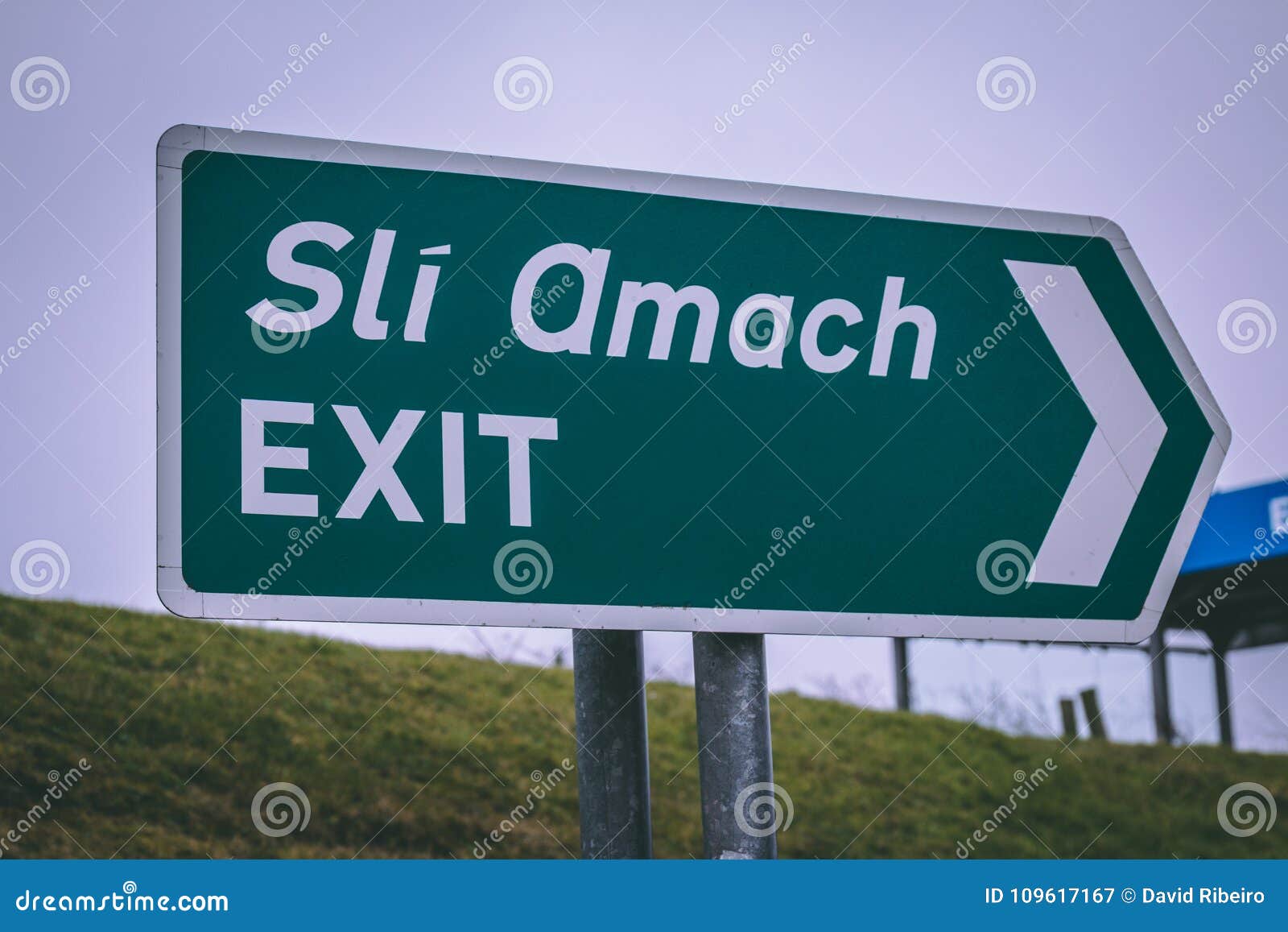 Close Up of an Exit Road Sign Stock Image - Image of exit, close: 109617167
