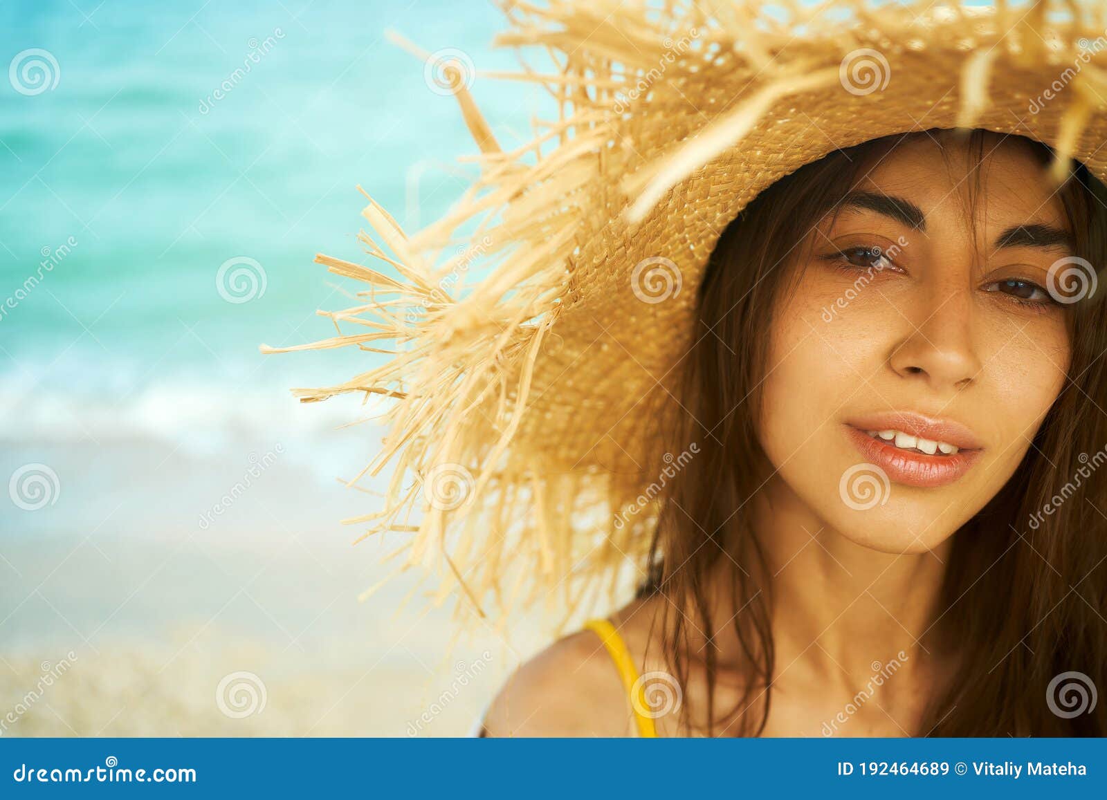 Close Up Face Beautiful Traveler Woman In Straw Hat At Beach By Ocean