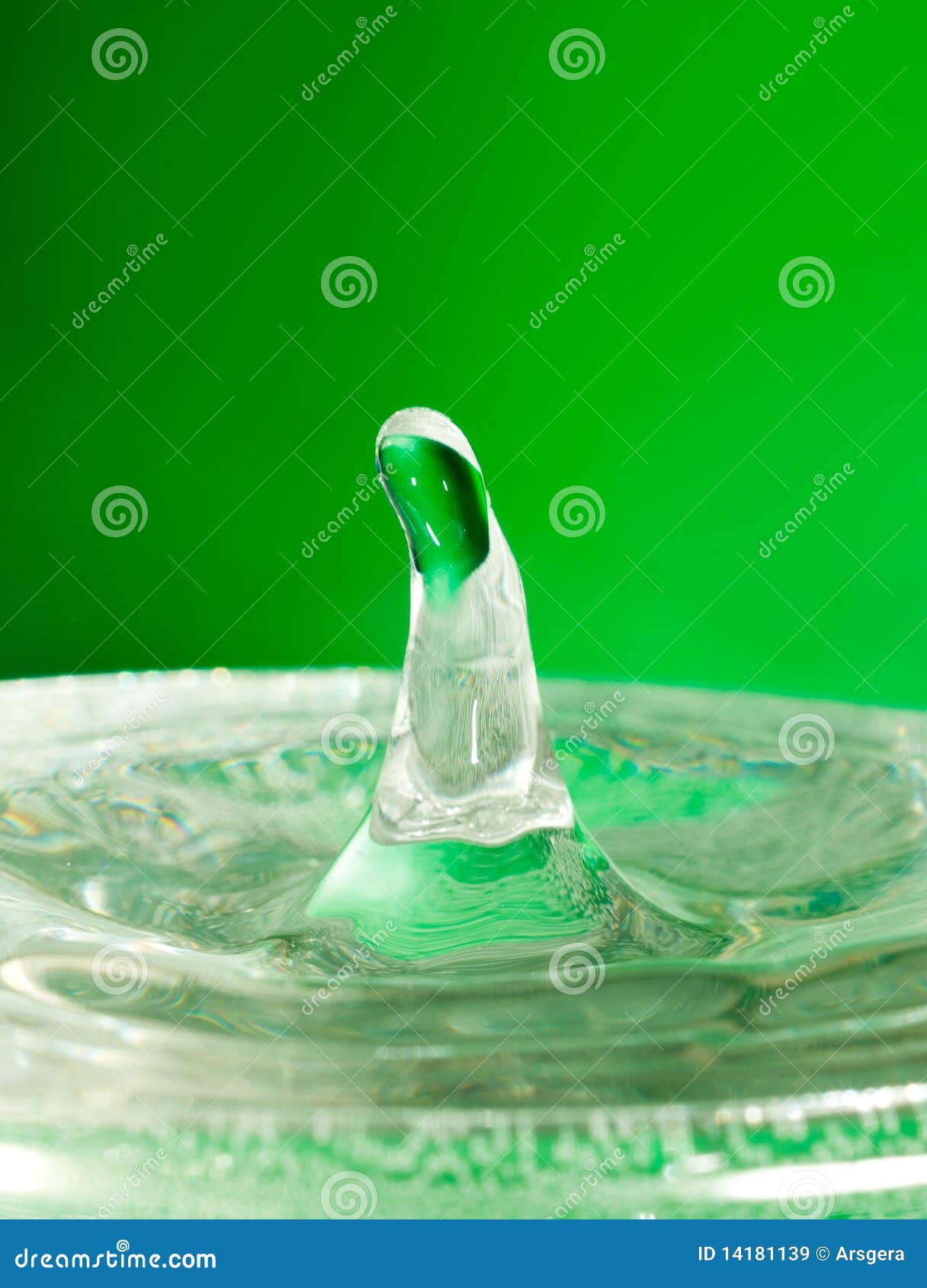 Close-up of Falling Water Drops Stock Image - Image of clear, liquid ...