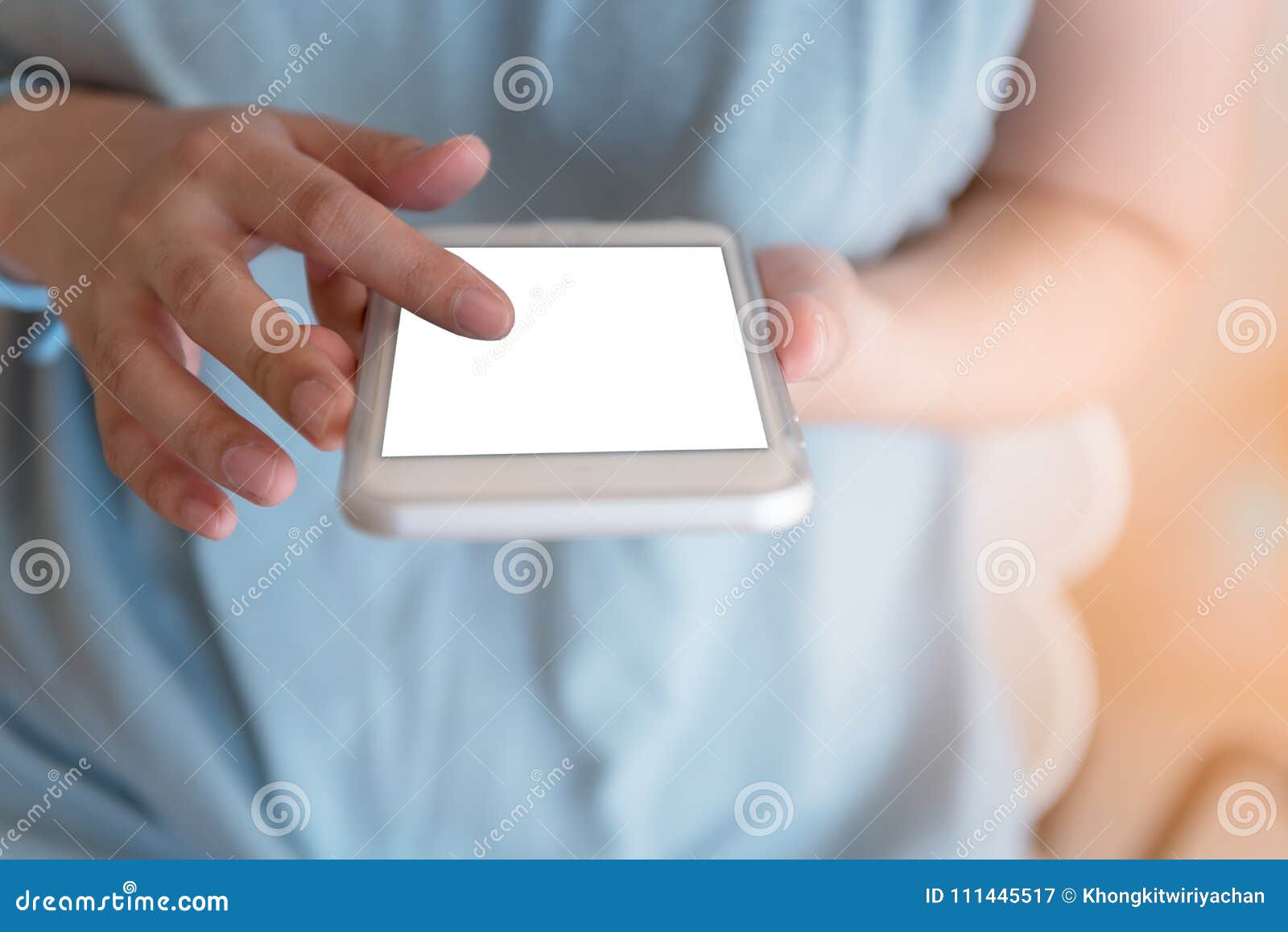 Close Up of Female Hand Using Smartphone Stock Image - Image of woman ... Close Up of Female Hand Using Smartphone Stock Image - Image of woman ...