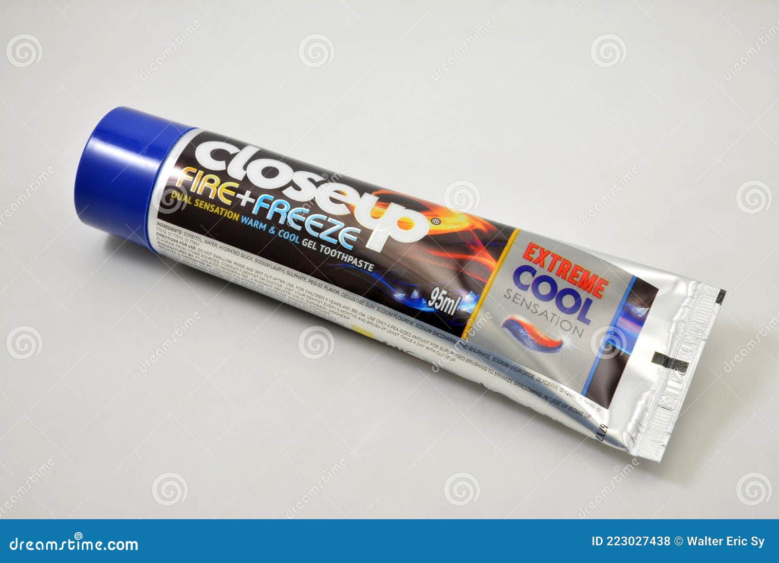 Close Up Fire and Freeze Toothpaste in Manila, Philippines Editorial ...