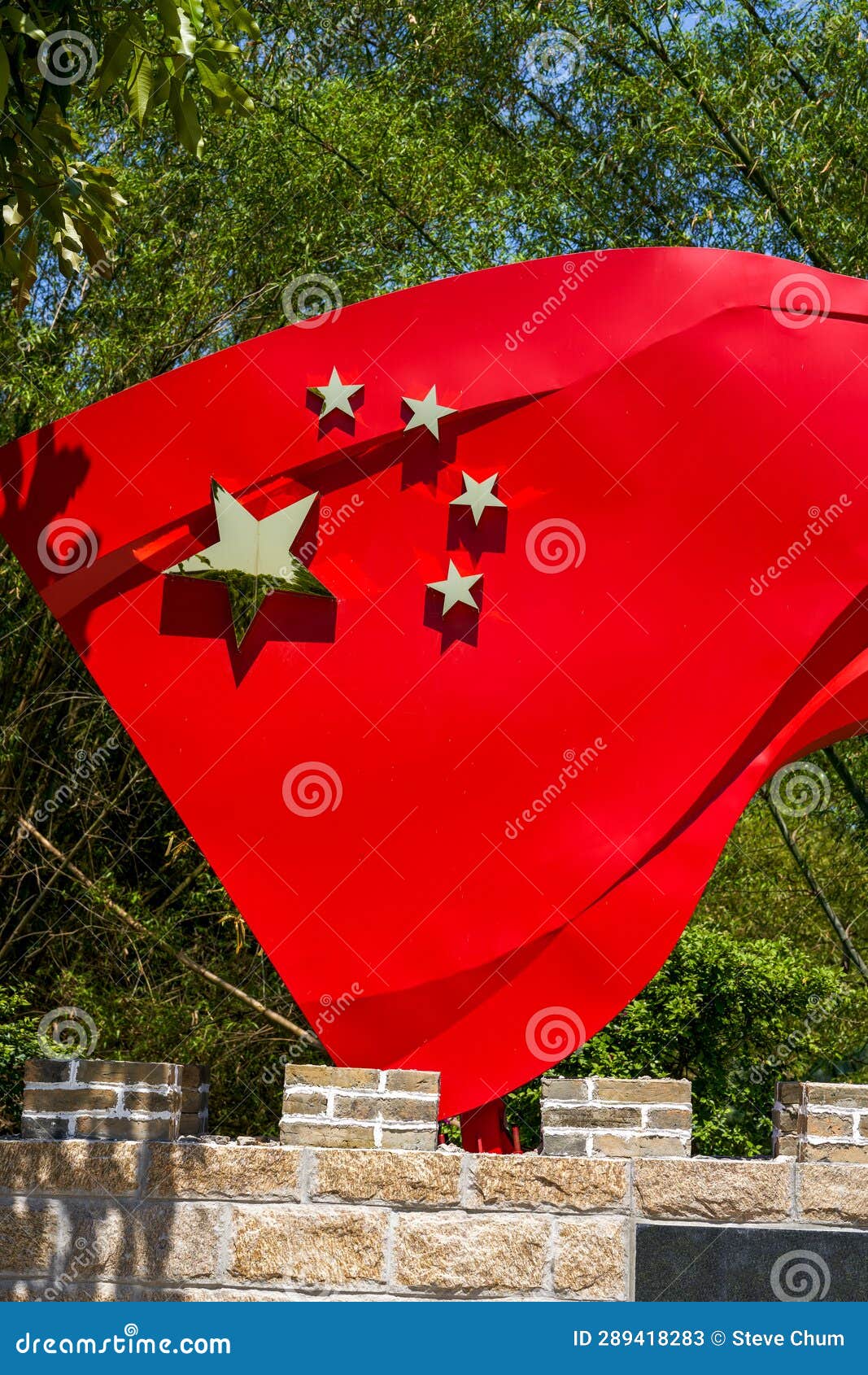 Close-up of Flying Five-star Red Flag Sculpture Stock Illustration ...
