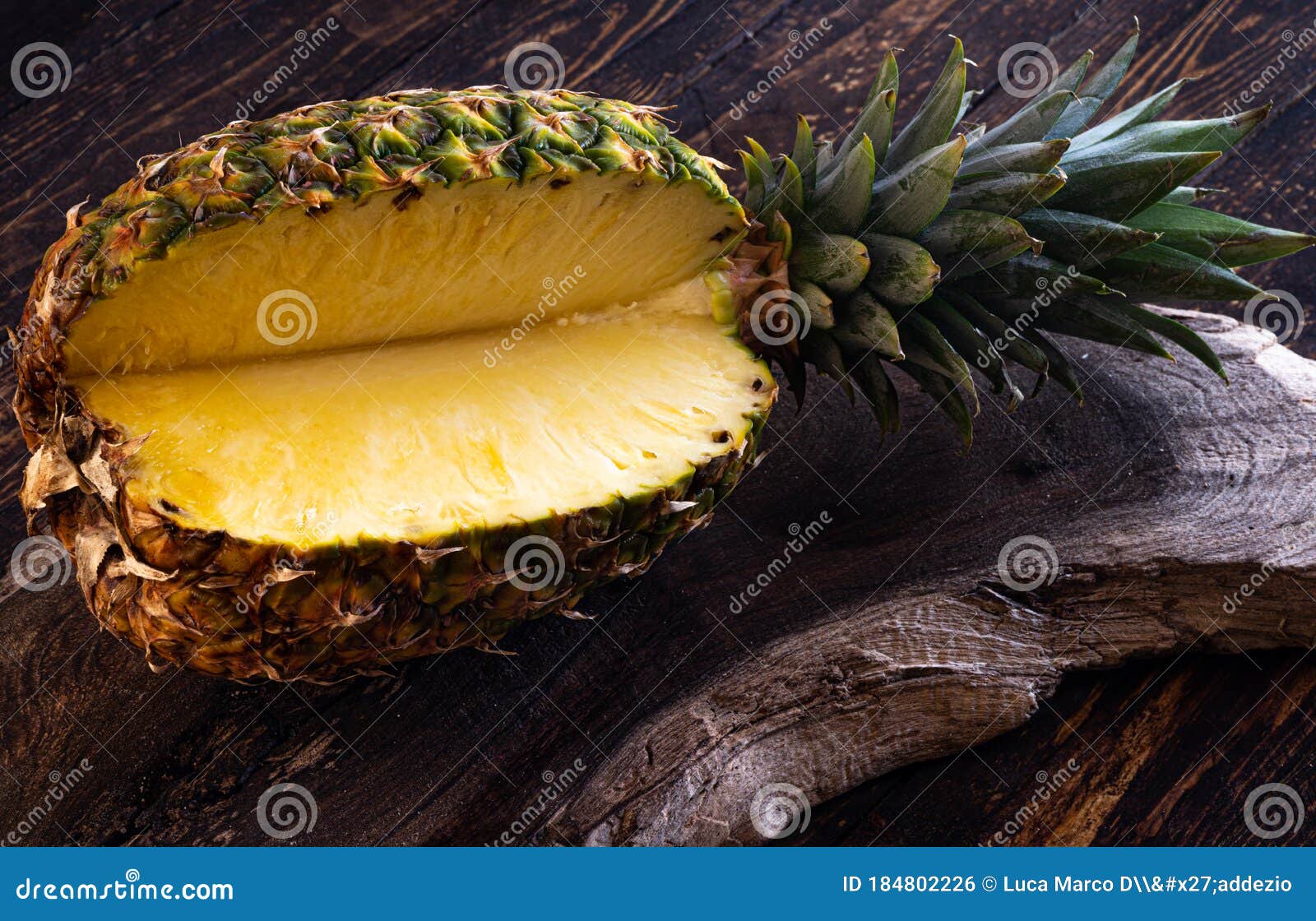 Close Up of a Fresh Pineapple Stock Photo - Image of nutrient, dietary ...
