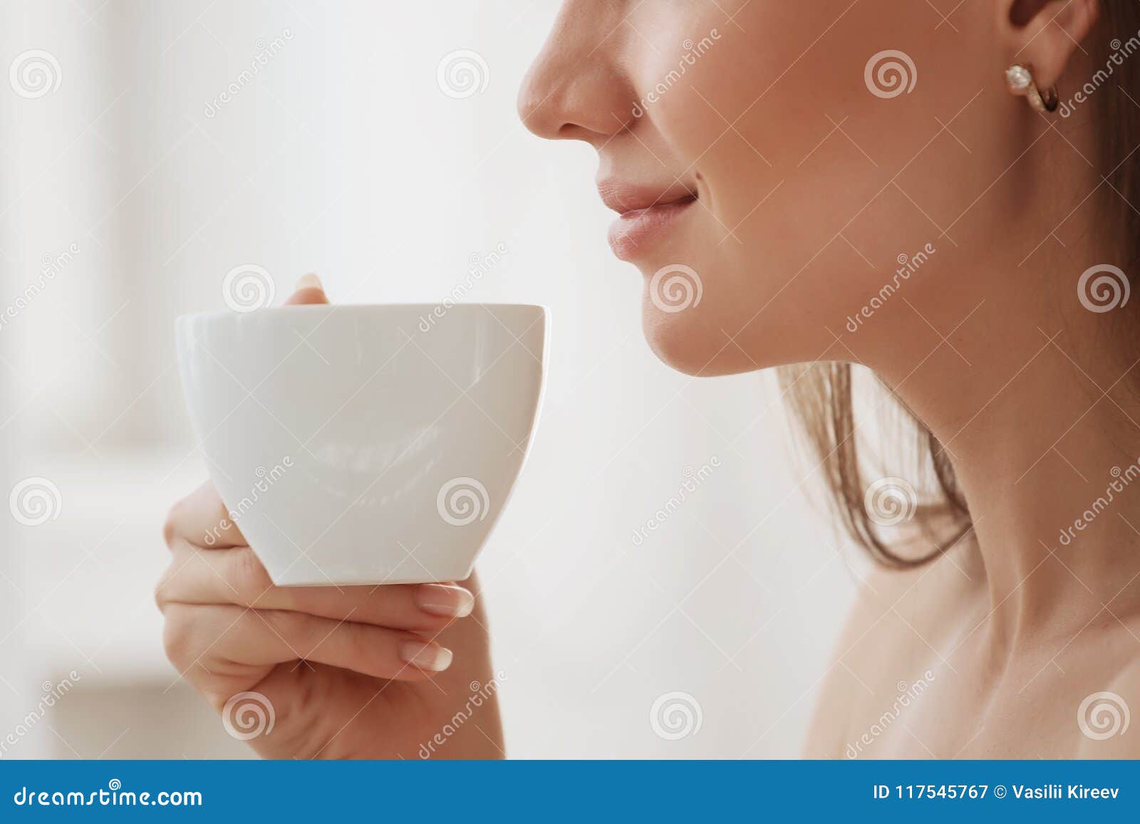 Close Up of the Girl with a Mug in Her Hands Stock Image - Image of ...