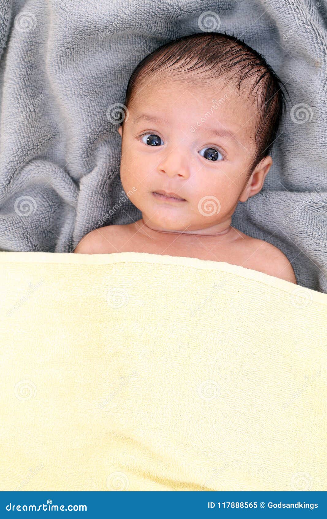 Newborn baby close up stock image. Image of enjoyment - 117888565