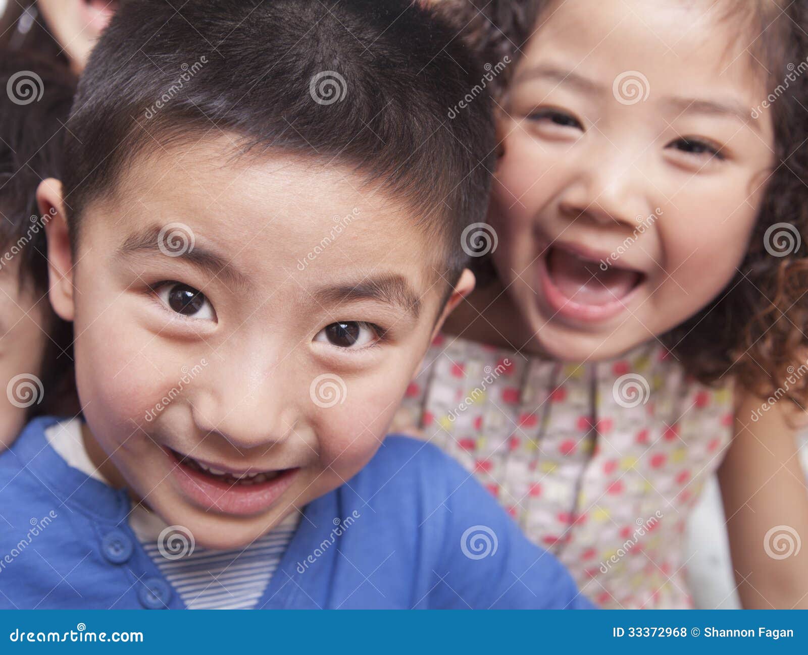 Close Up of a Group of Kids Stock Photo - Image of head, close: 33372968