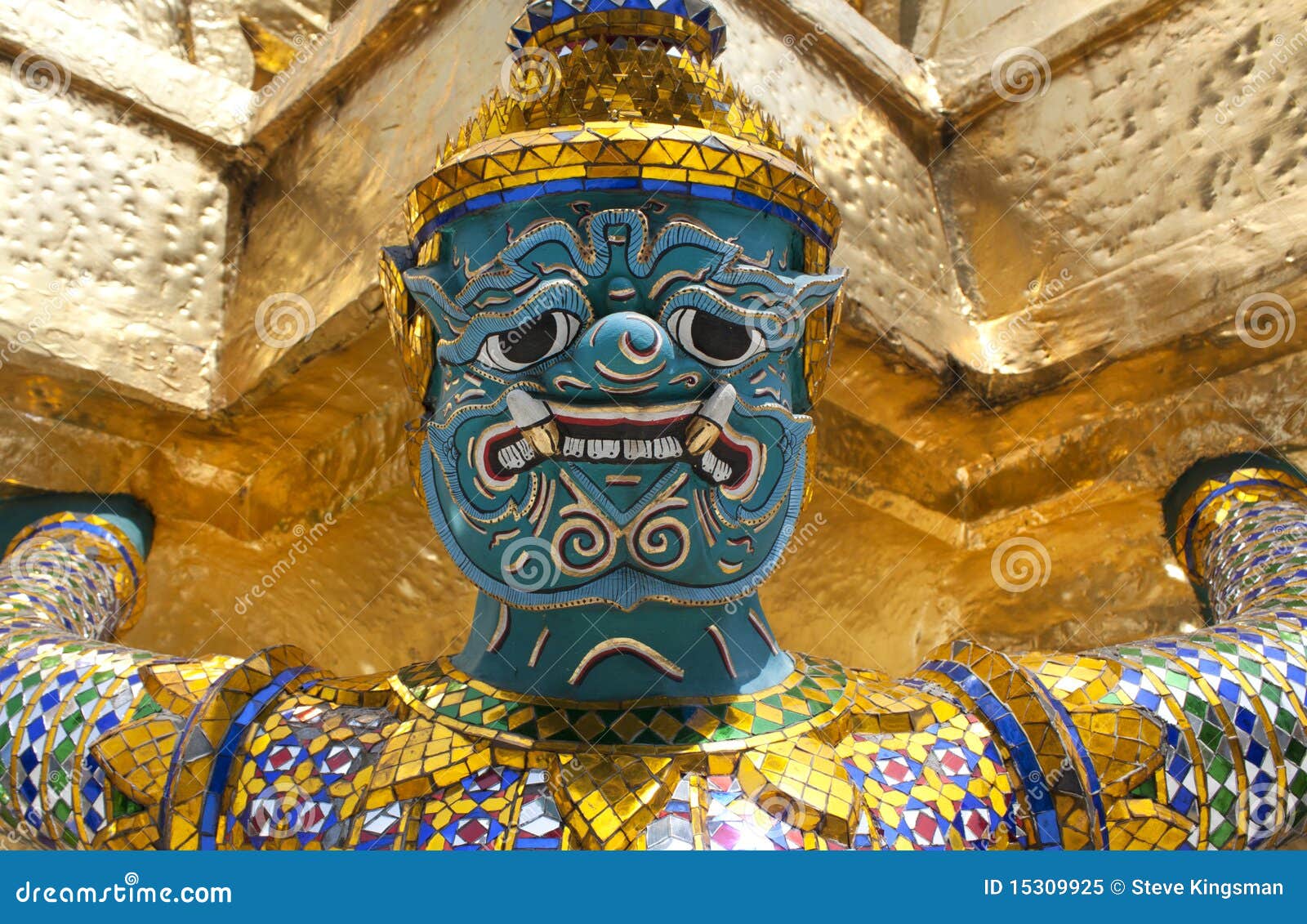 Close- Up Guardian Statue stock image. Image of buddha - 15309925
