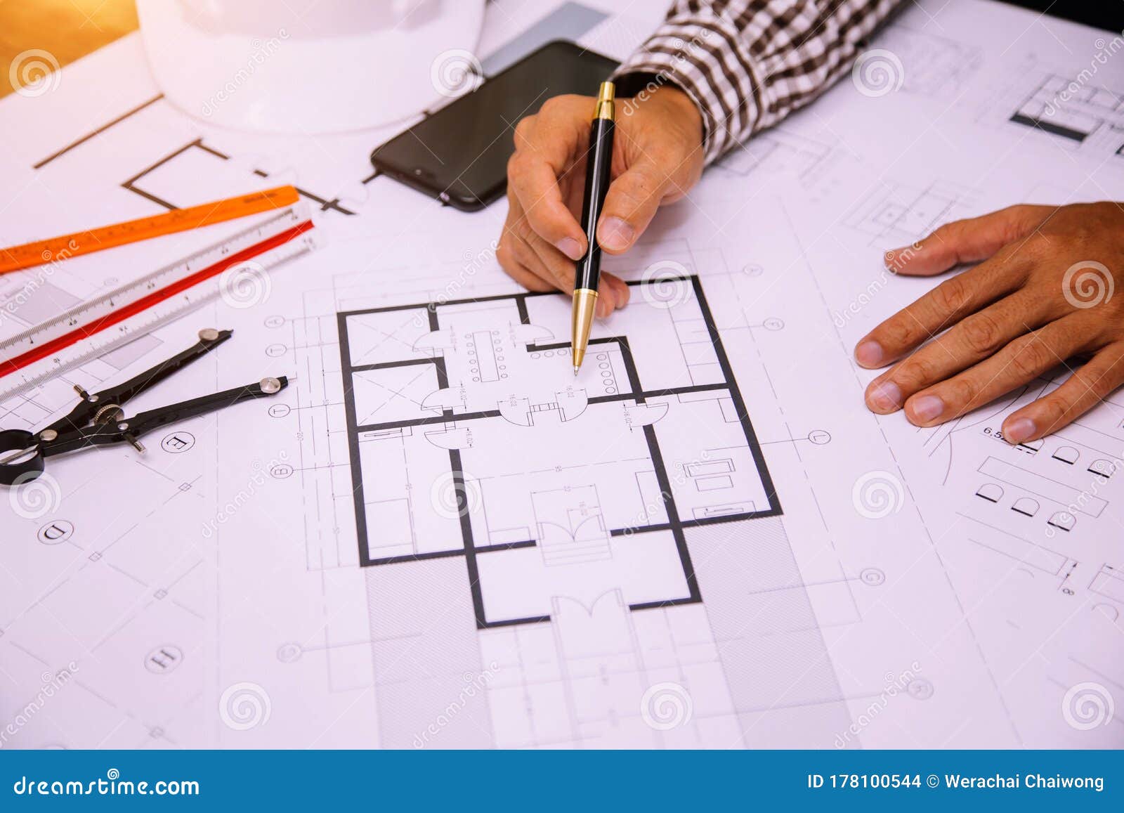 Close-up Hand of Male Architect Drawing Blueprint on Work Space in ...
