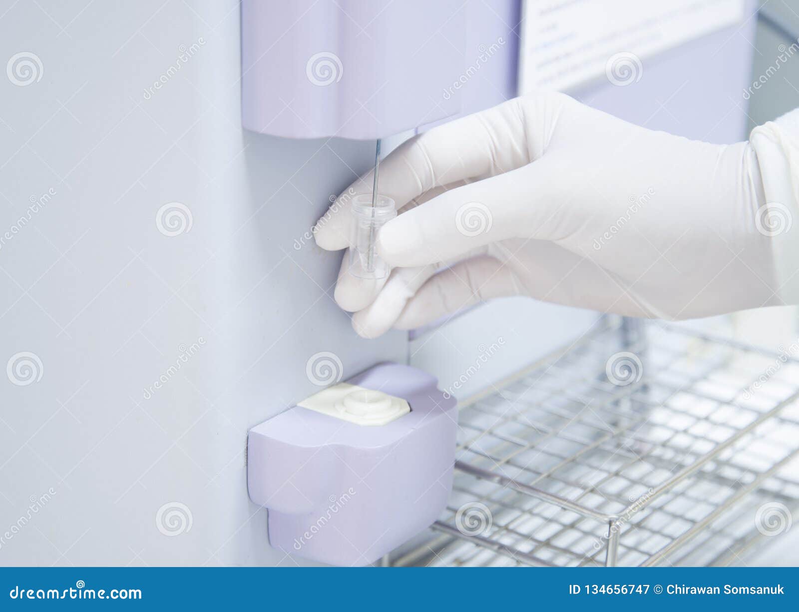 Close Up Hand Scientist Working in Laboratory Stock Image - Image of ...
