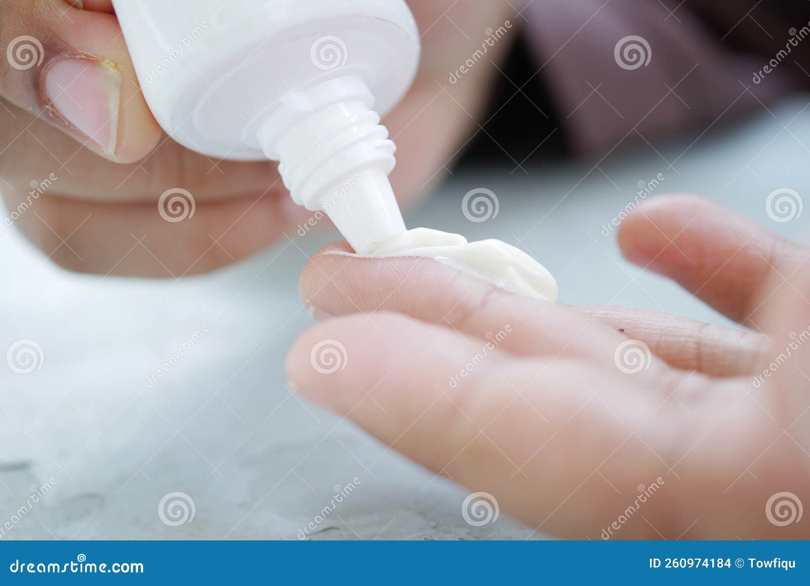 Close Up of Hand Using Sunscreen Cream Stock Photo - Image of ...