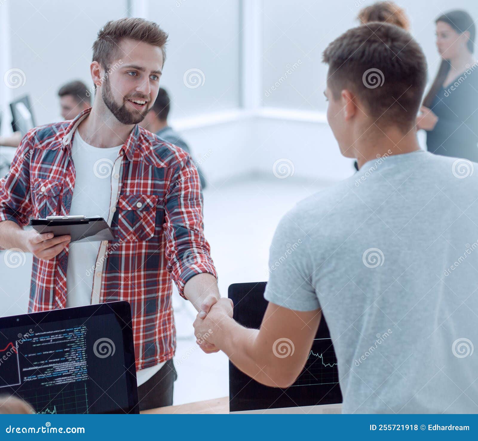 Close Up.handshake of Colleagues Over the Office Table Stock Photo ...