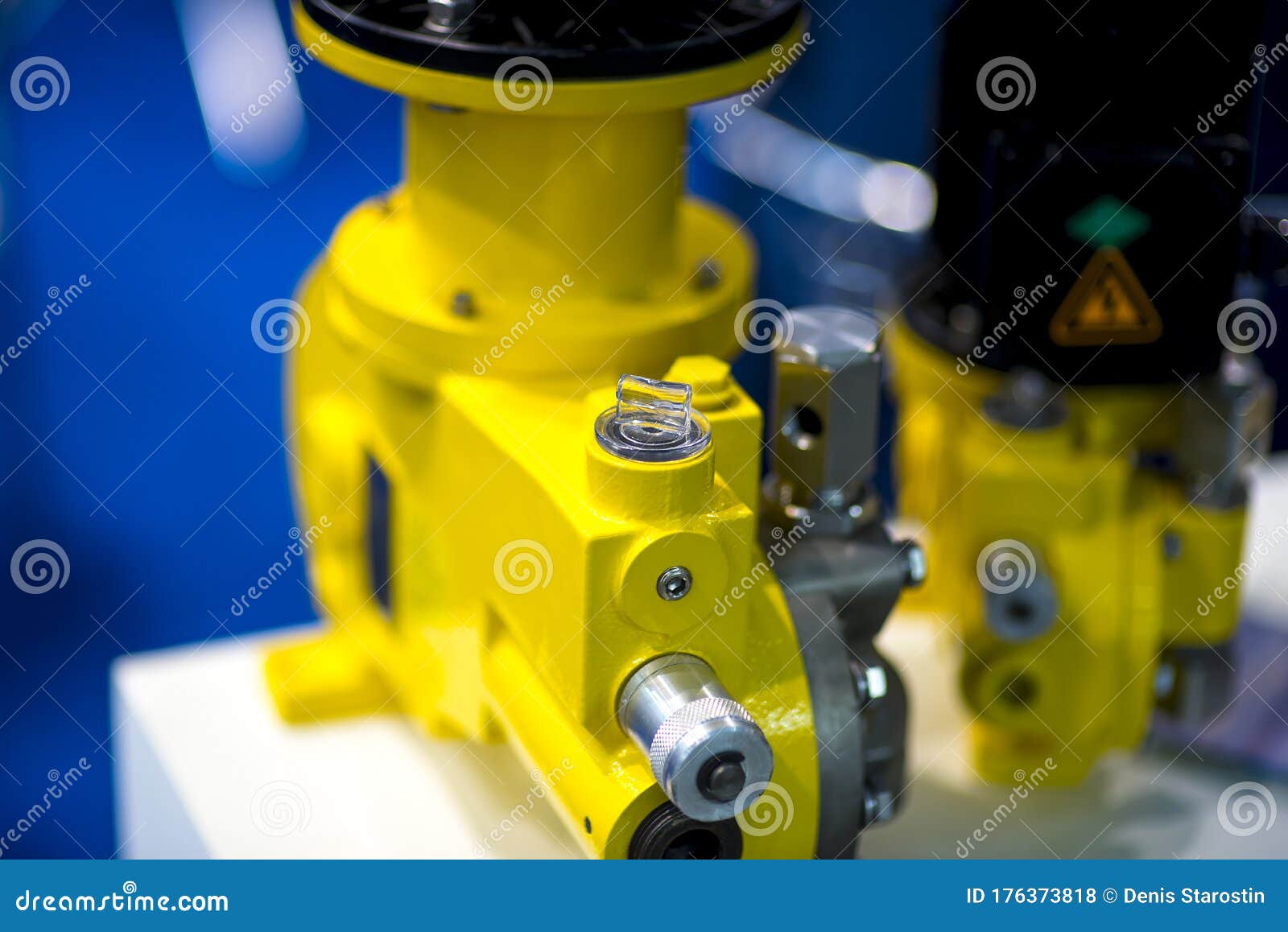 Close Up of a Heating Coil Element Stock Photo - Image of glowing ...
