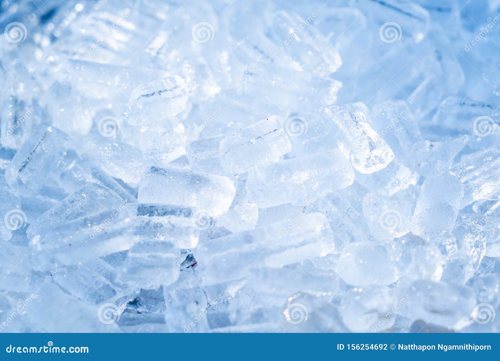 Close-up Ice tube stock photo. Image of isolated, bucket - 156254692