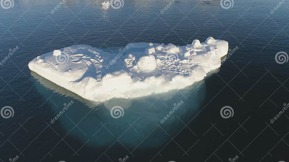 Close-up Iceberg Floating in Antarctic Ocean Stock Photo - Image of ... Close-up Iceberg Floating in Antarctic Ocean Stock Photo - Image of ...