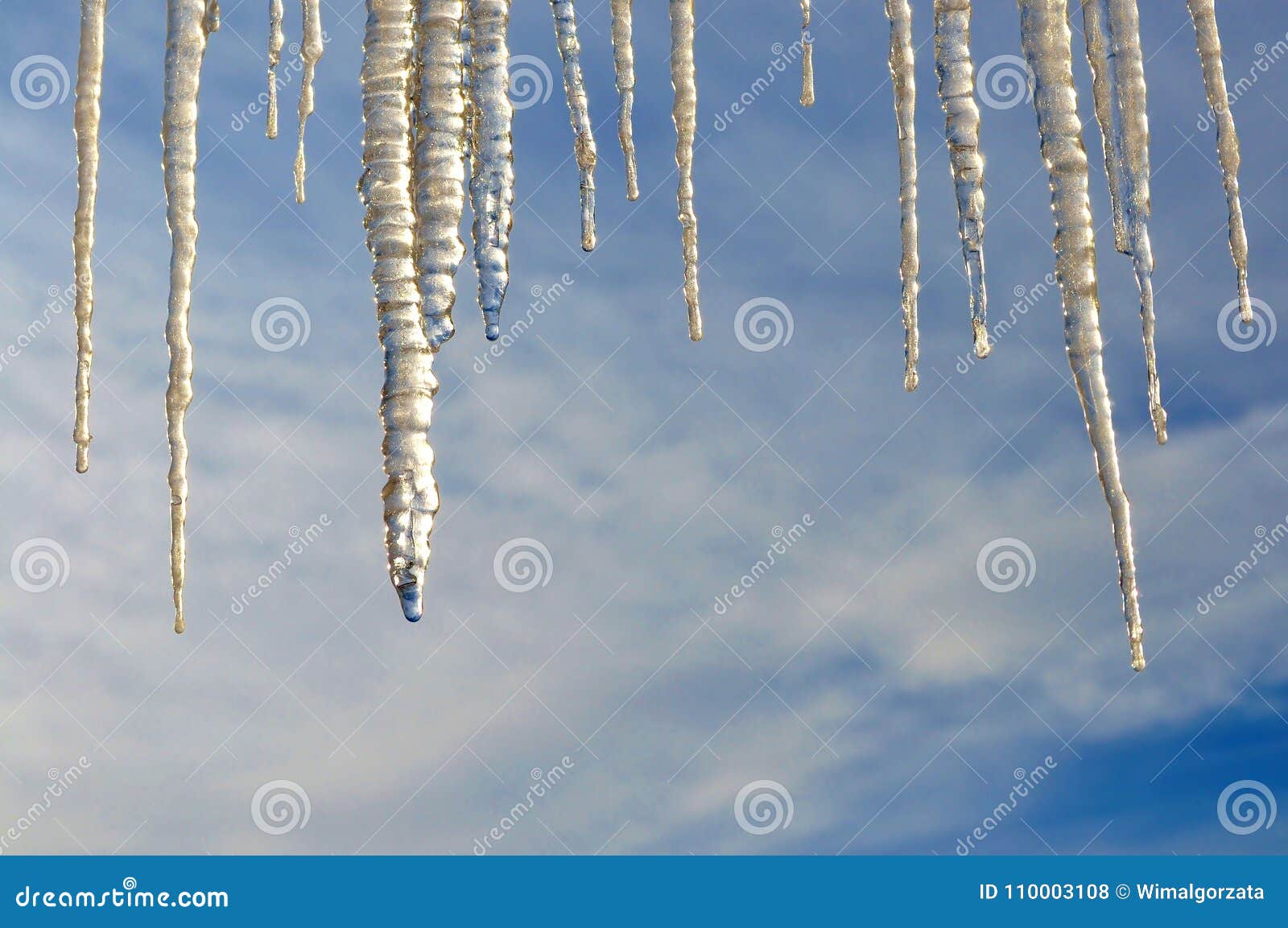 Close Up of Icicles. Abstract. Stock Photo - Image of nature, dark ...