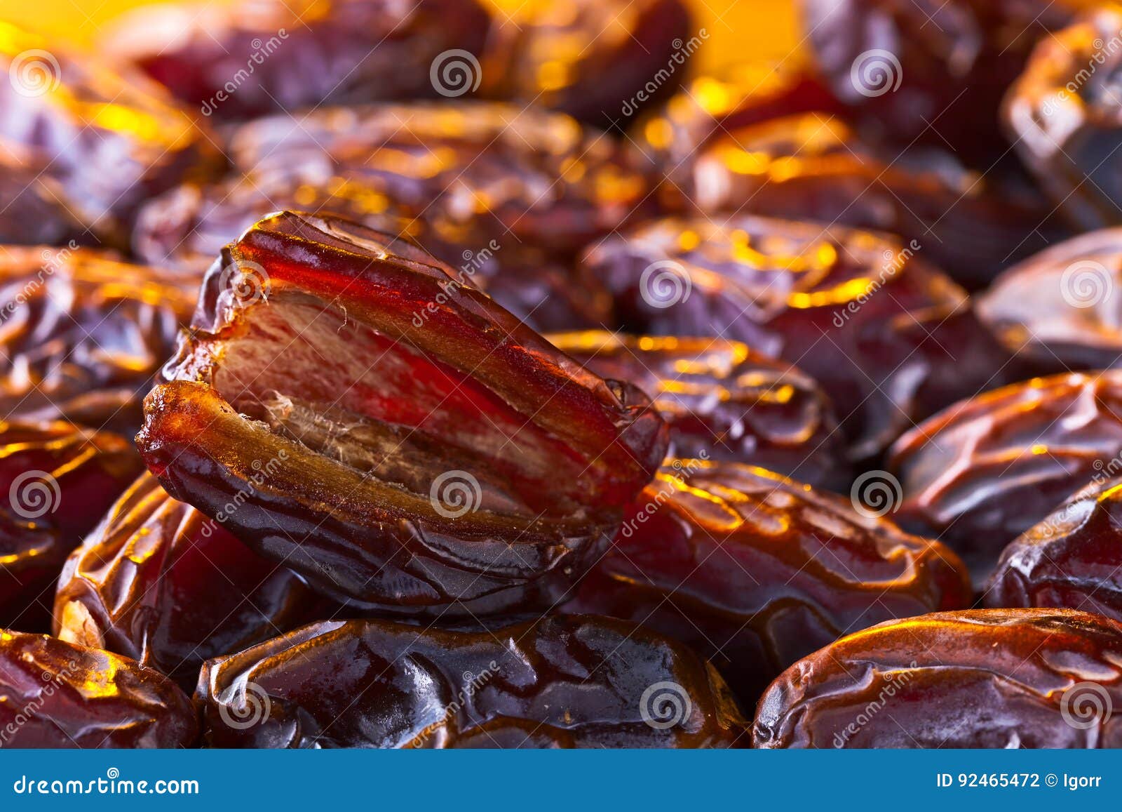 Close-up of Juicy Ripe Dates Stock Photo - Image of fruit, gourmet ...
