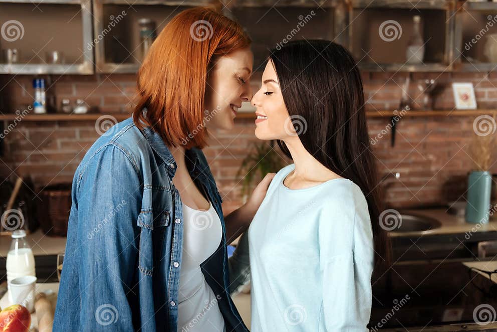 Close Up Of Lesbians Kissing At The Moment Stock Image Image Of Interaction Brunette 82924981