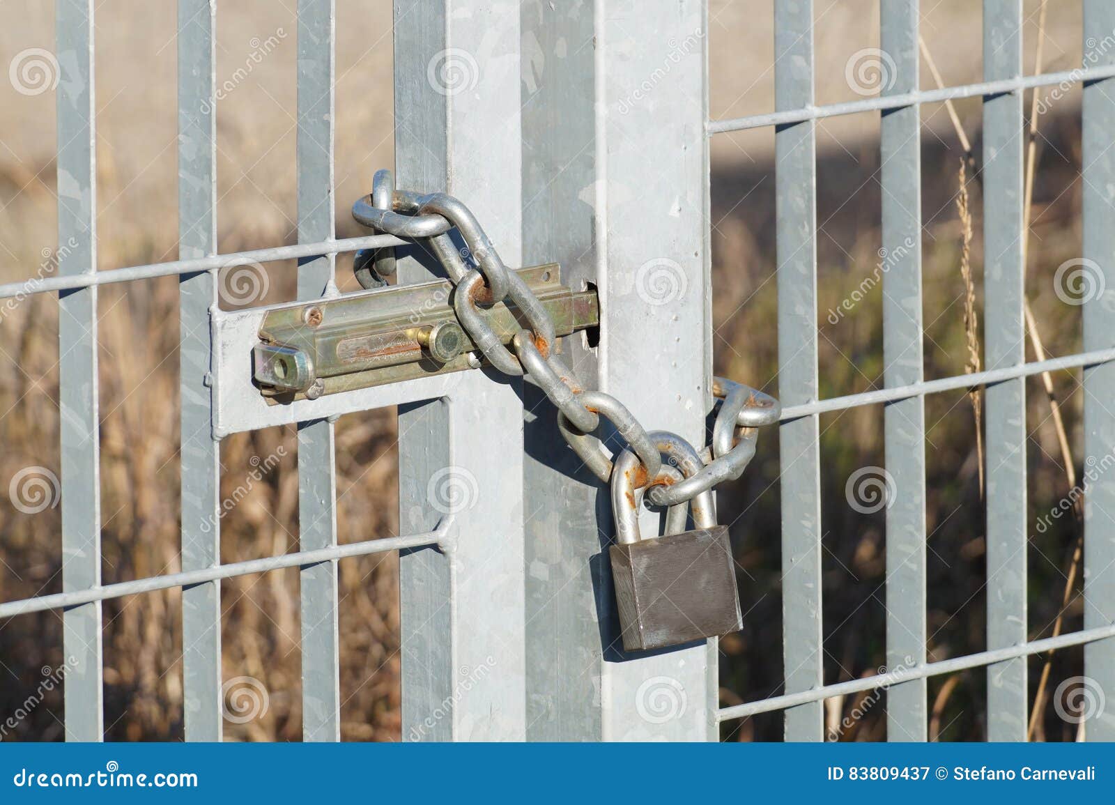 Close Up on a Lock Gate and Chain Stock Image - Image of secrecy, chain ...