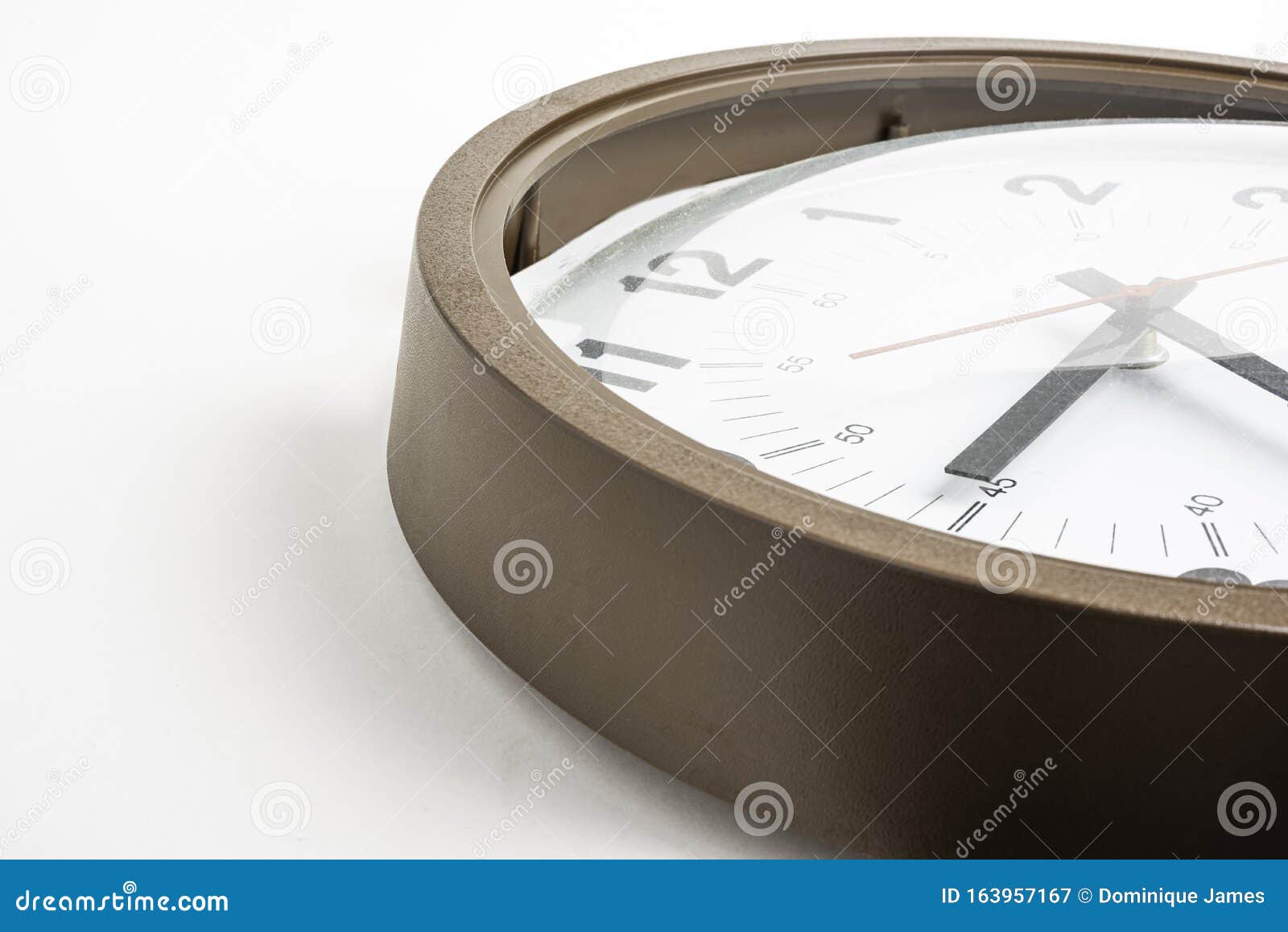 Broken and Dirty Old Clock Face Stock Image - Image of alarm, dial ...