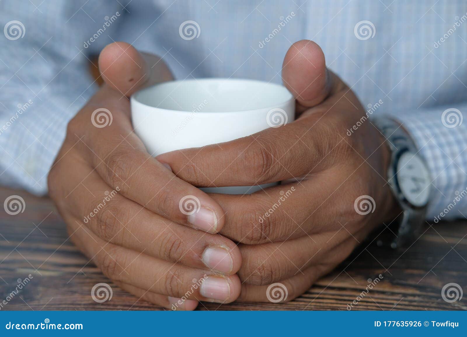 Close Up of Man Hand Holding Coffee Mug. Stock Photo - Image of young ...