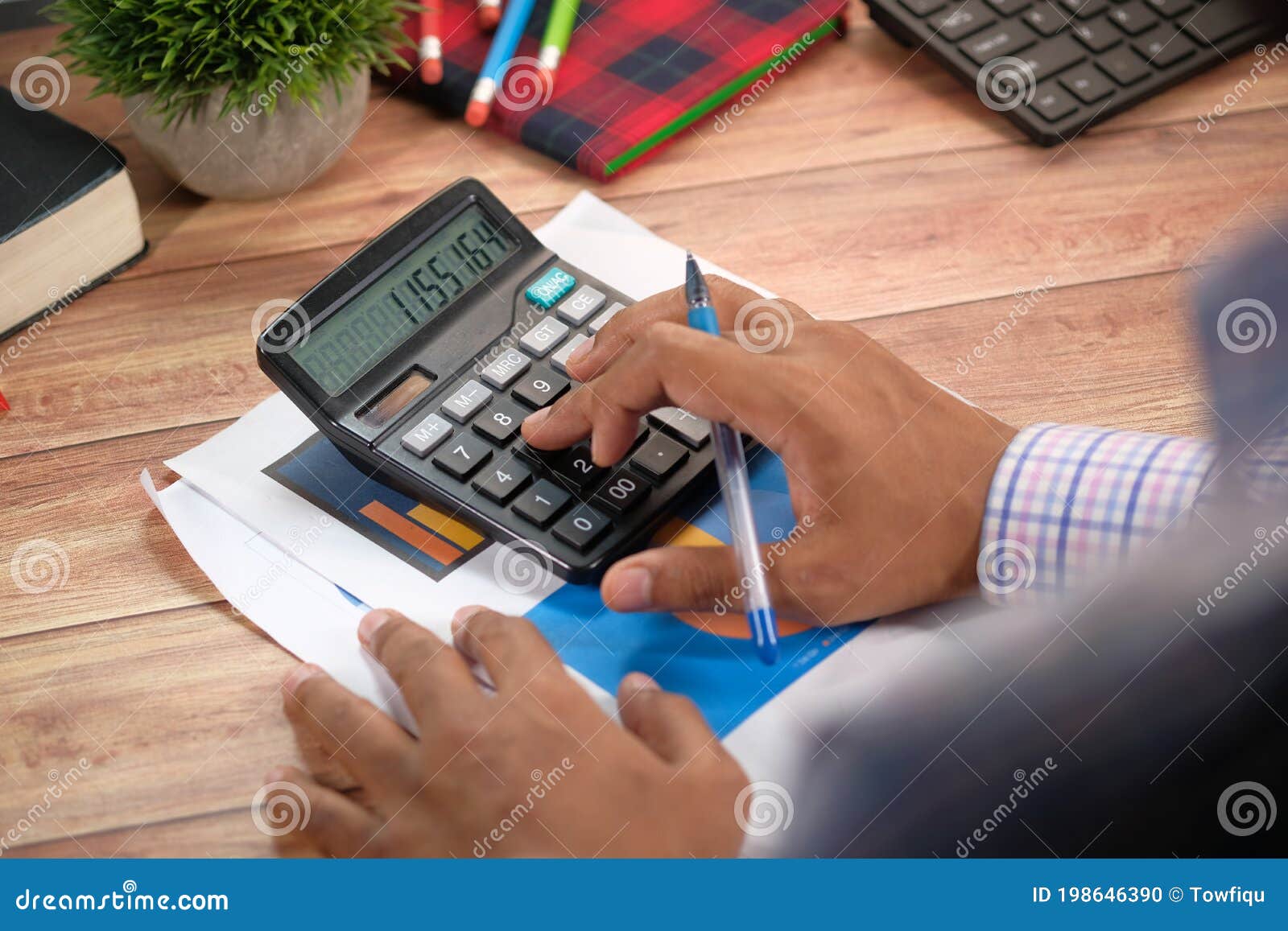 Close Up of Man Hand Using Calculator Stock Photo - Image of workplace ...