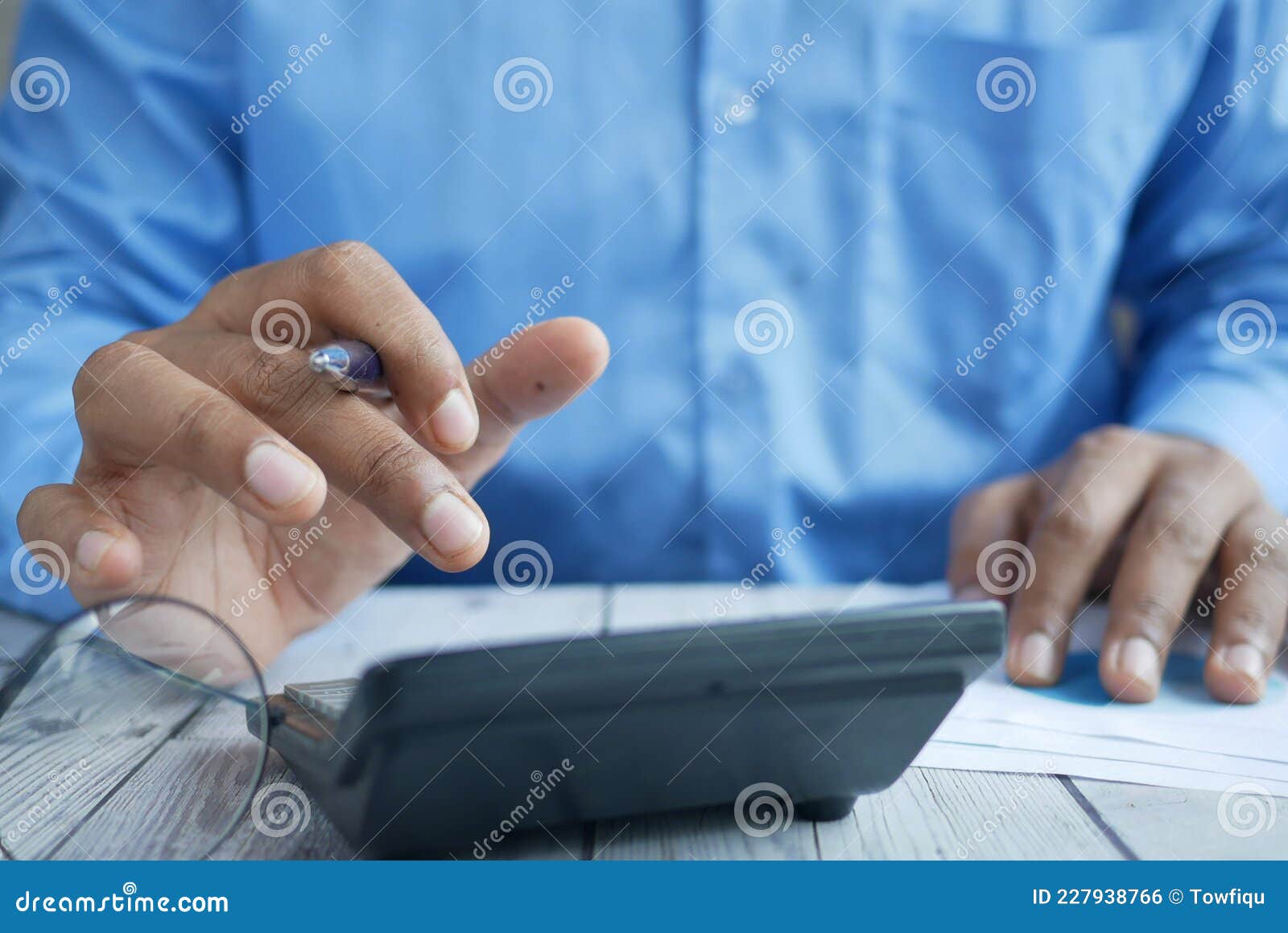 Close Up of Man Hand Using Calculator Stock Photo - Image of calculator ...