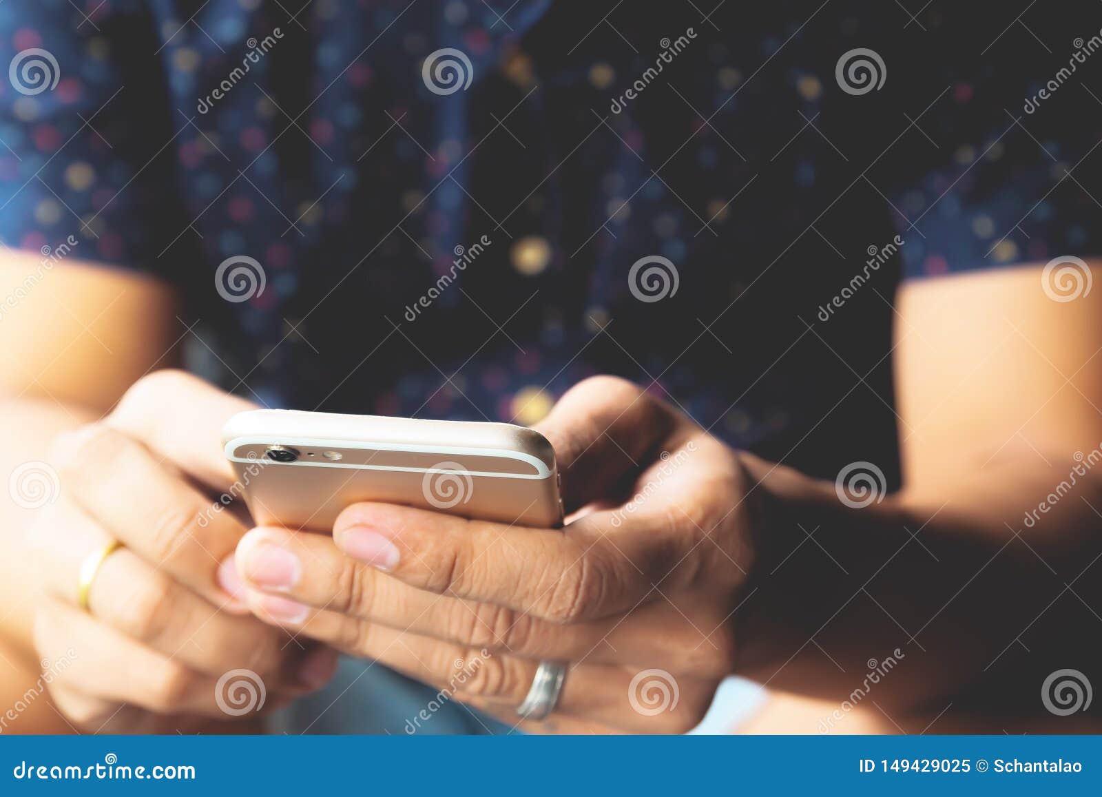 Close Up of Man Hand Using Mobile Smartphone, Technology Lifestyle ...
