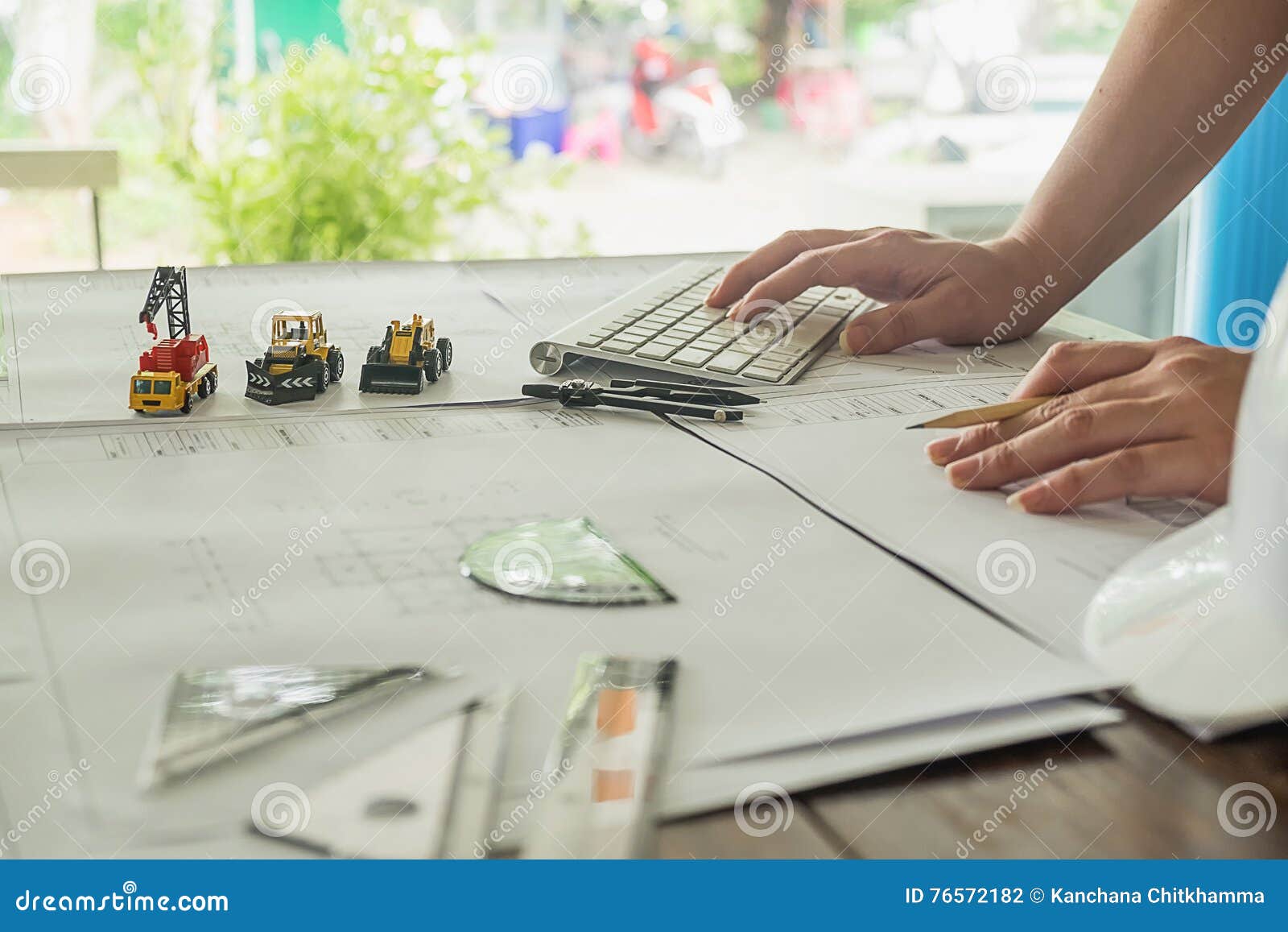 Close Up Man Working of Architect Sketching a Construction Proje Stock ...