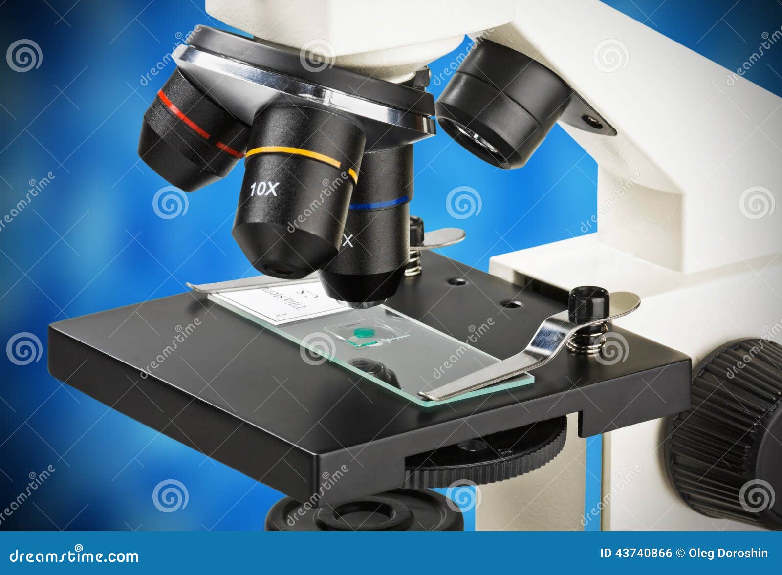 Close Up of Microscope Lenses Focused on a Specimen Stock Photo - Image ...