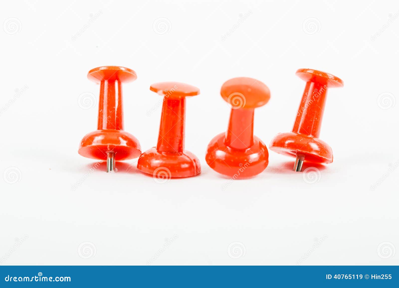 Close Up Muliple Push Pin Insert Stock Image - Image of marking, pinned ...