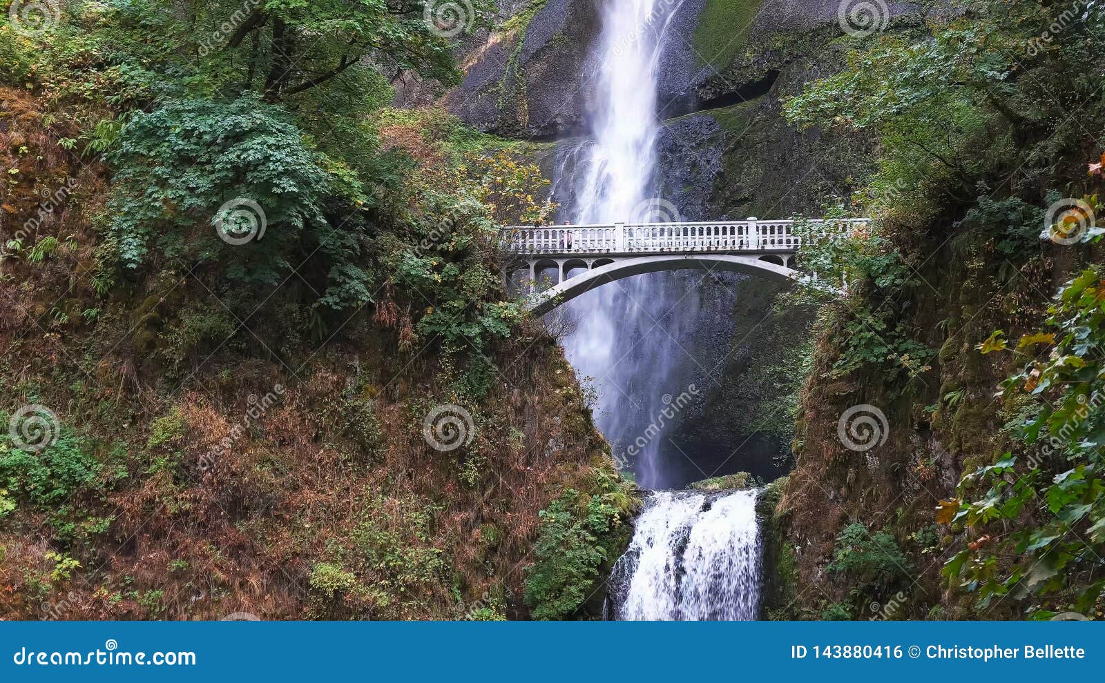 Close Up of Multnomah Falls in Portland Stock Photo - Image of splash ...