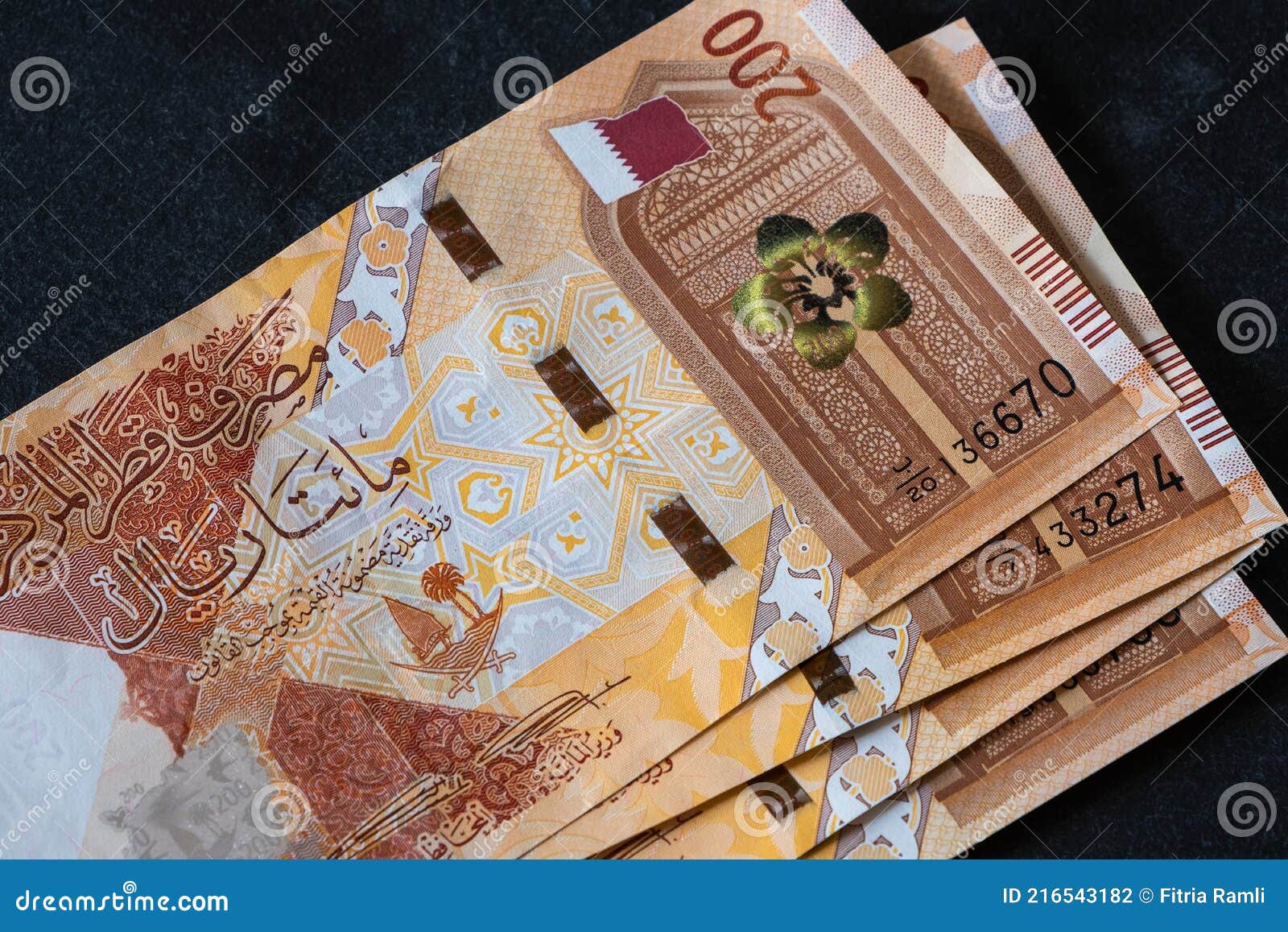 New 200 Qatari Riyal Banknote Stock Photo - Image of close, arabian ...