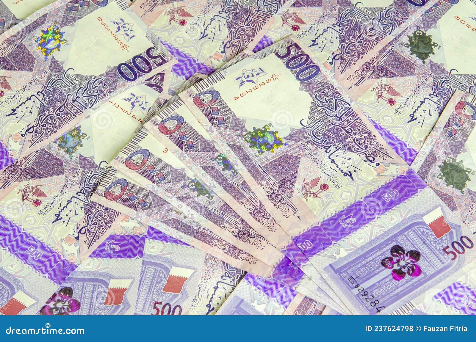 Close Up of New 500 Qatari Riyal Banknote. Stock Photo - Image of notes ...