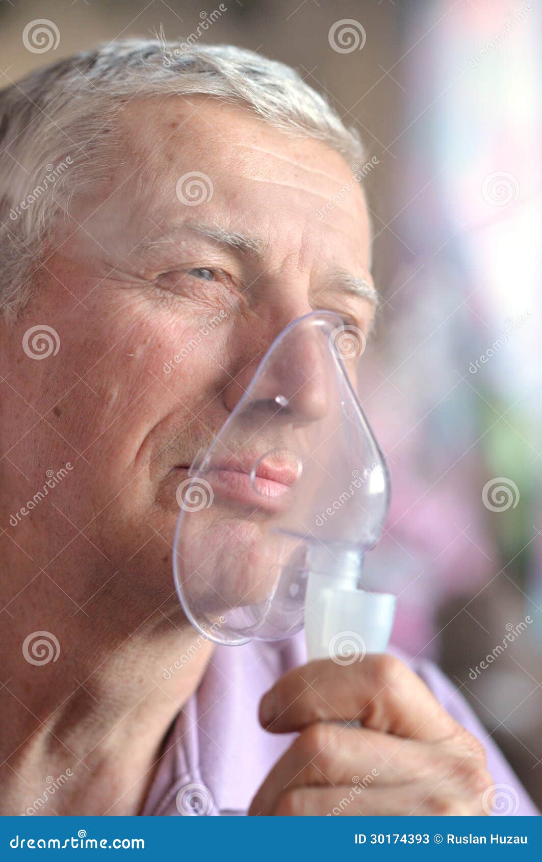 Old man with an inhaler stock image. Image of inhalation - 30174393