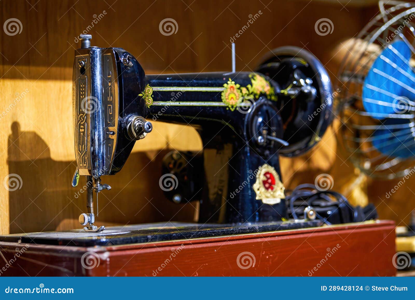 Close-up of an Old and Retro Traditional Sewing Machine Stock Photo ...