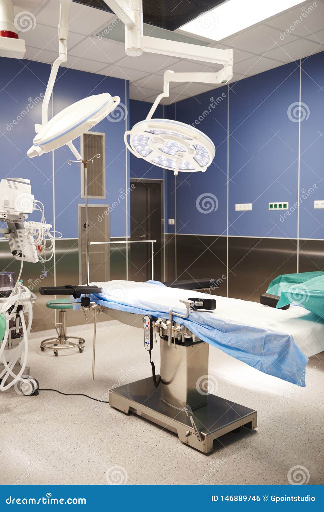 Side View of the Operating Room Stock Photo - Image of clinic, modern ...