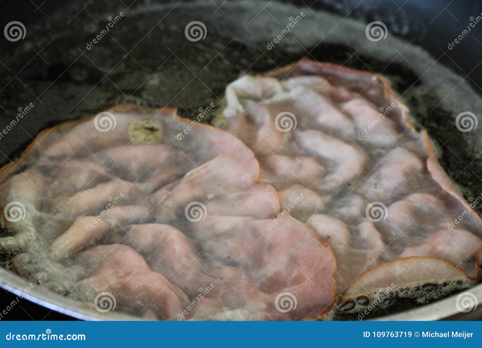 Pan with baked ham stock image. Image of dinner, meal - 109763719