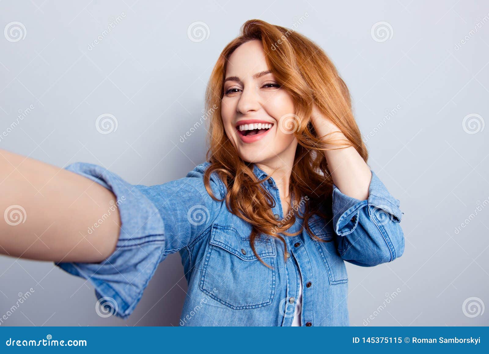 Close Up Photo Beautiful Amazing She Her Lady Make Take Selfies Modern