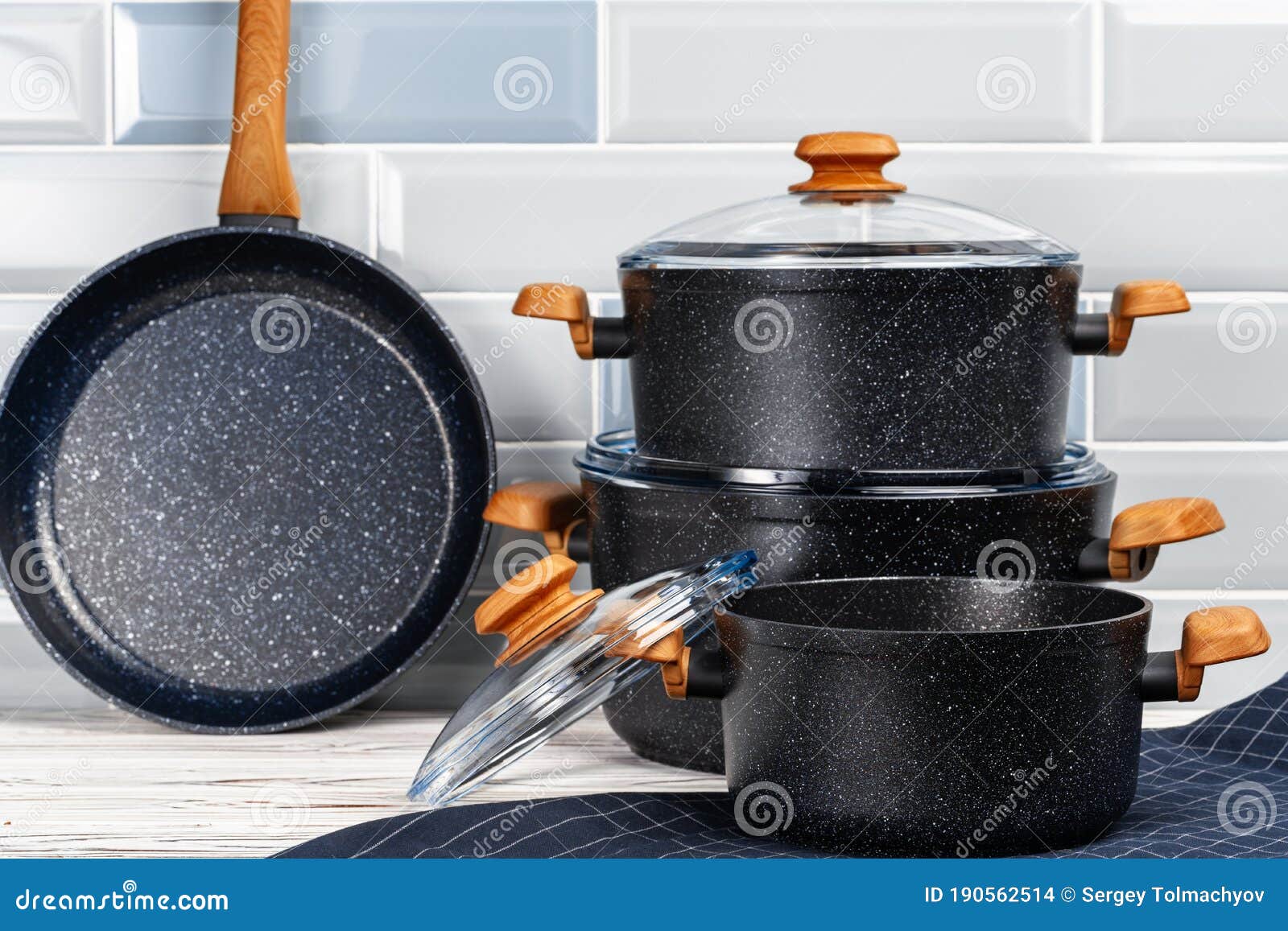 Close Up Photo of Cookware Set on Kitchen Counter Stock Photo - Image ...