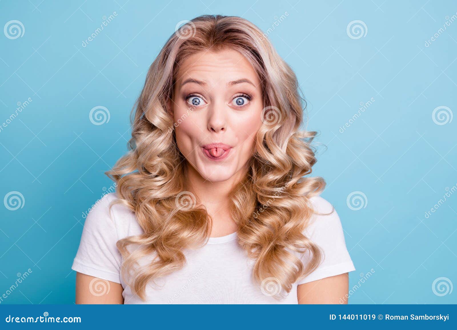 Close Up Photo Pretty Amazing Beautiful Her She Lady Laugh Laughter