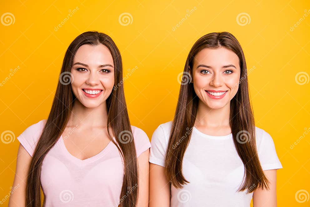 Close Up Photo Two People Beautiful Funny Funky She Her Models Chic