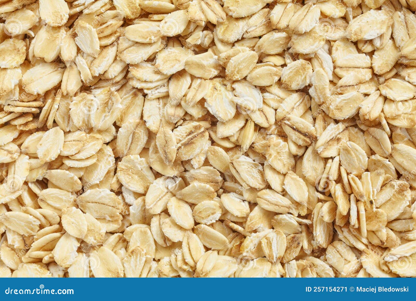 Close Up Picture of Thick Rolled Oats Stock Image - Image of full ...