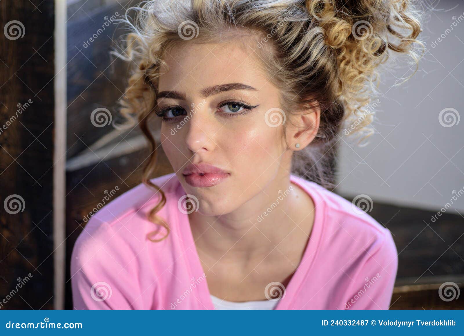 Close Up Portrait Fo Beautiful Model Woman With Wavy Hairstyle