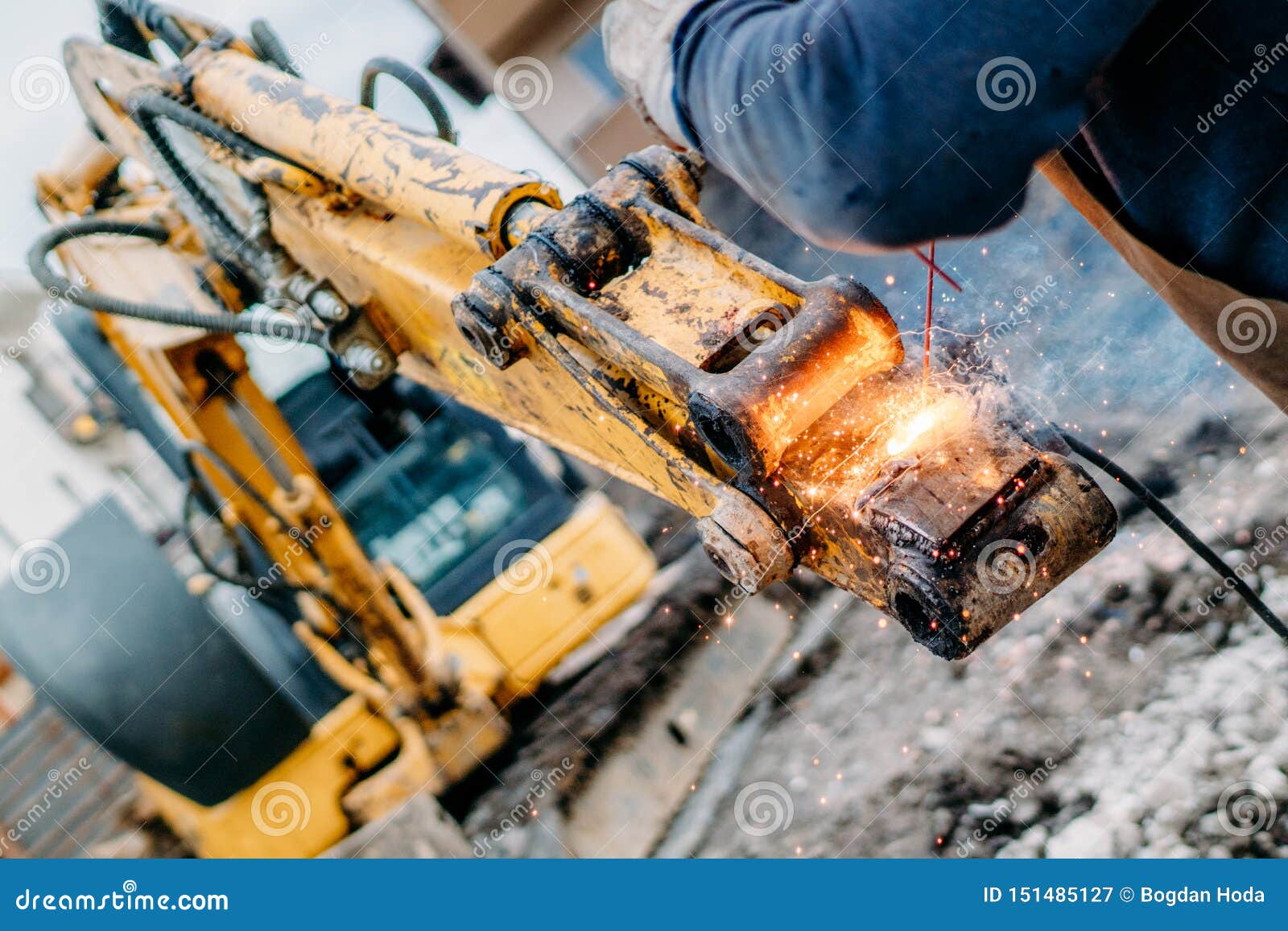 Mechanical Engineer Working and Welding Excavator Stock Image - Image ...