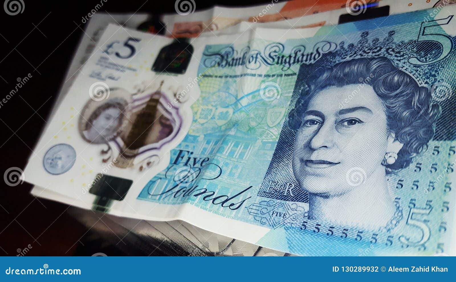 Close Up of Pound Bill editorial photography. Image of pound - 130289932