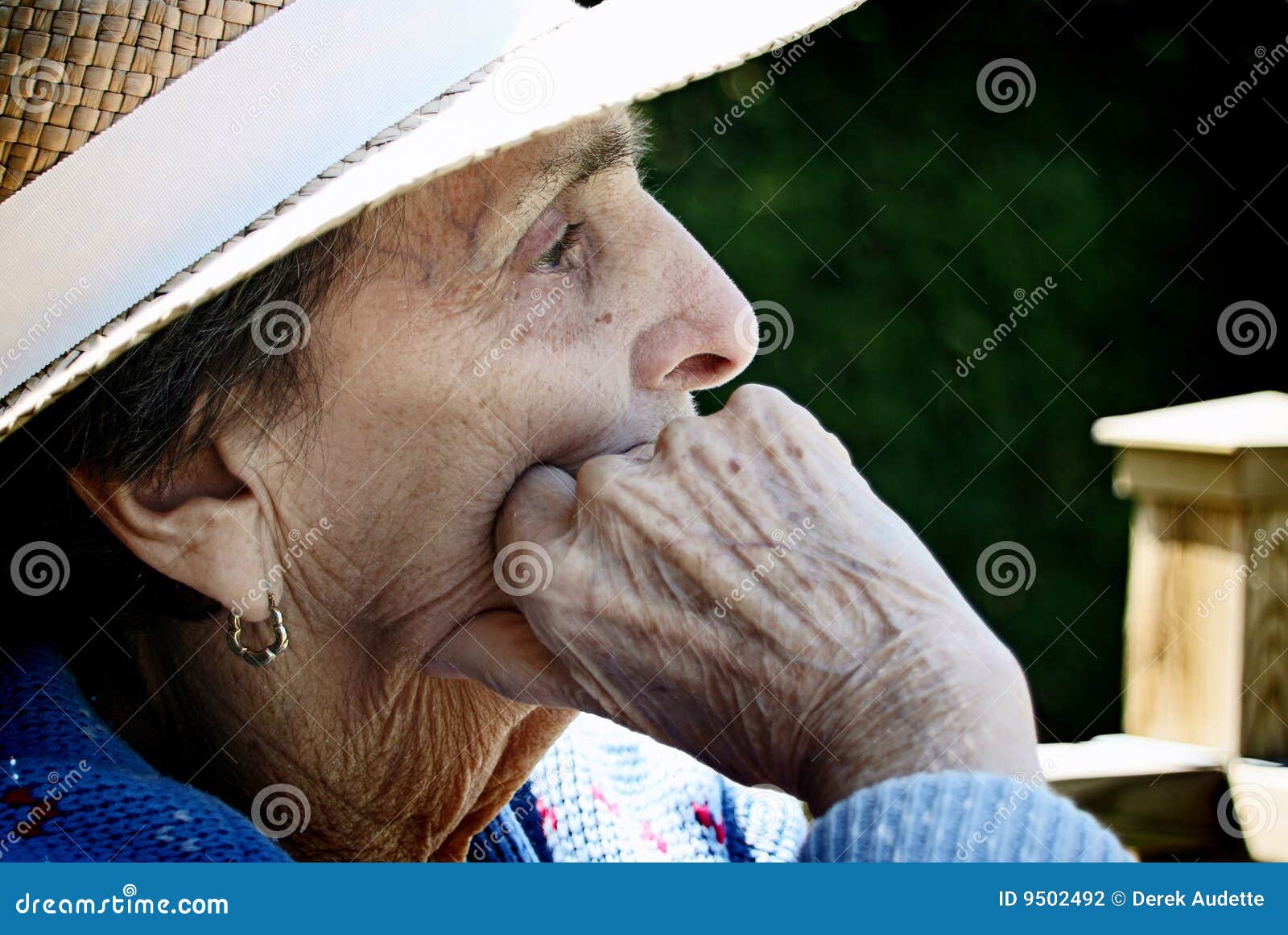 Close-up Profile of Old Woman Stock Photo - Image of detail, senior ...