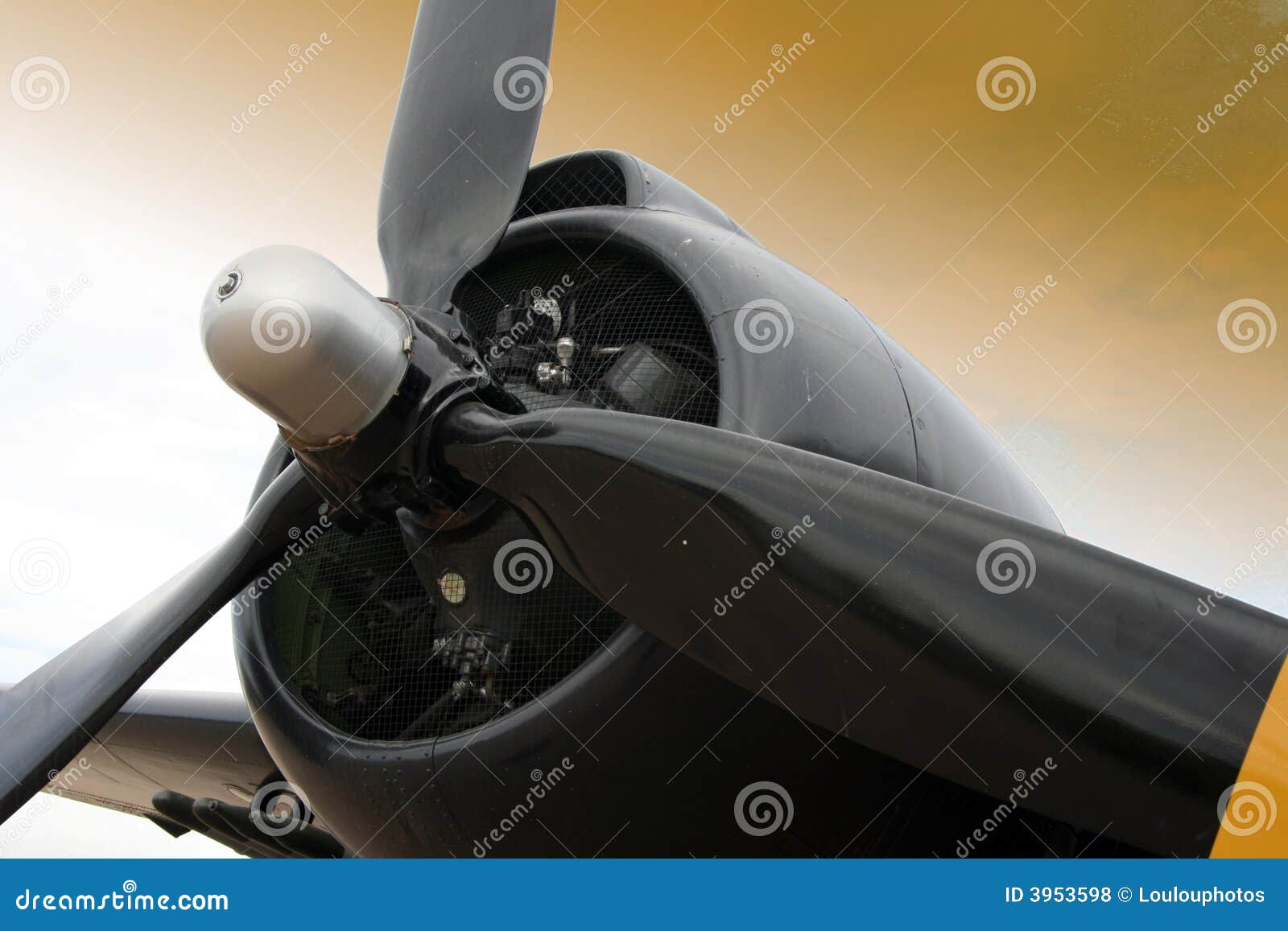 Close-up of a Propeller stock photo. Image of wheel, classic - 3953598