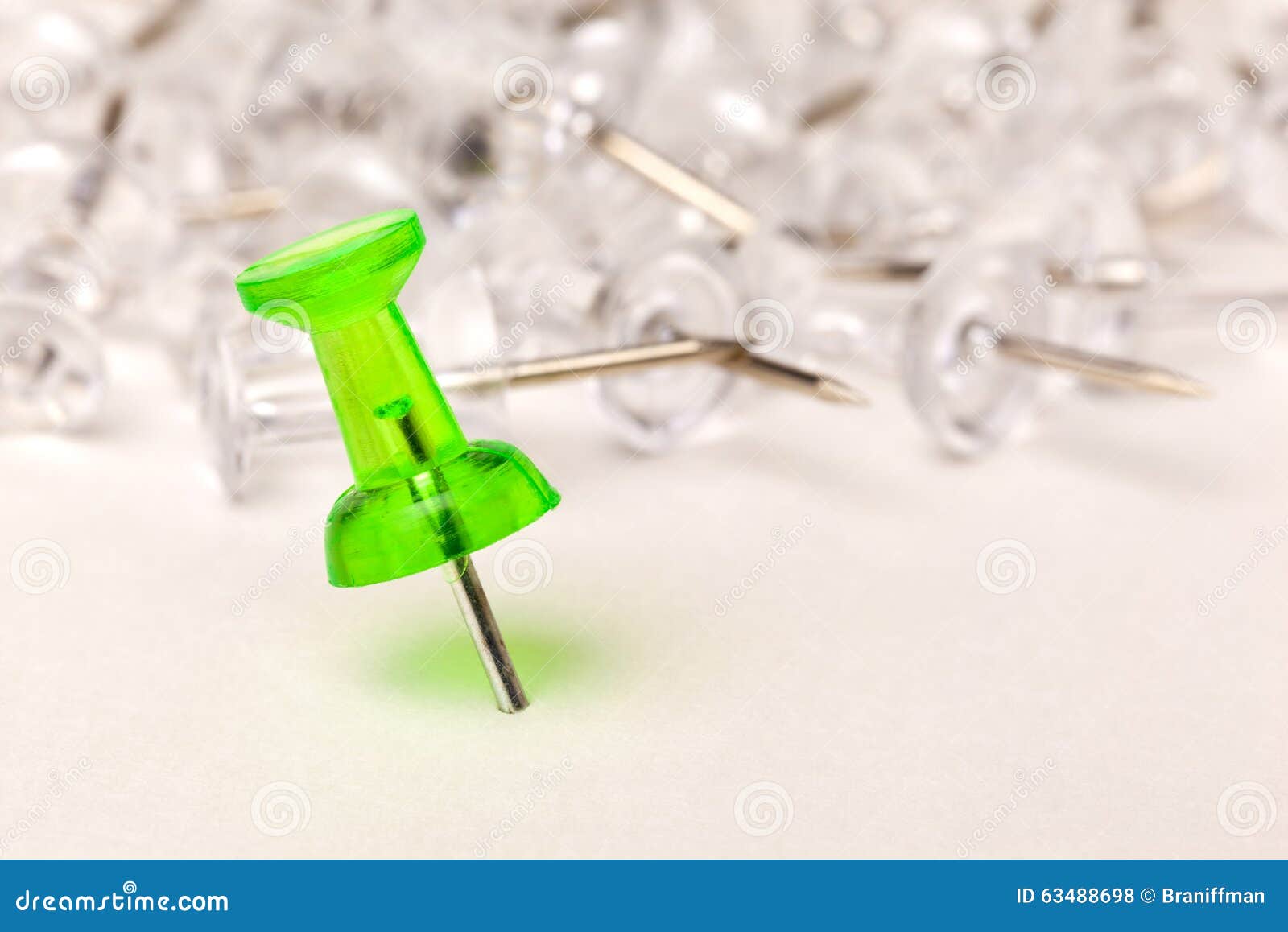 Transparent Green Push Pin Stock Photos - Download 56 Royalty Free Photos
