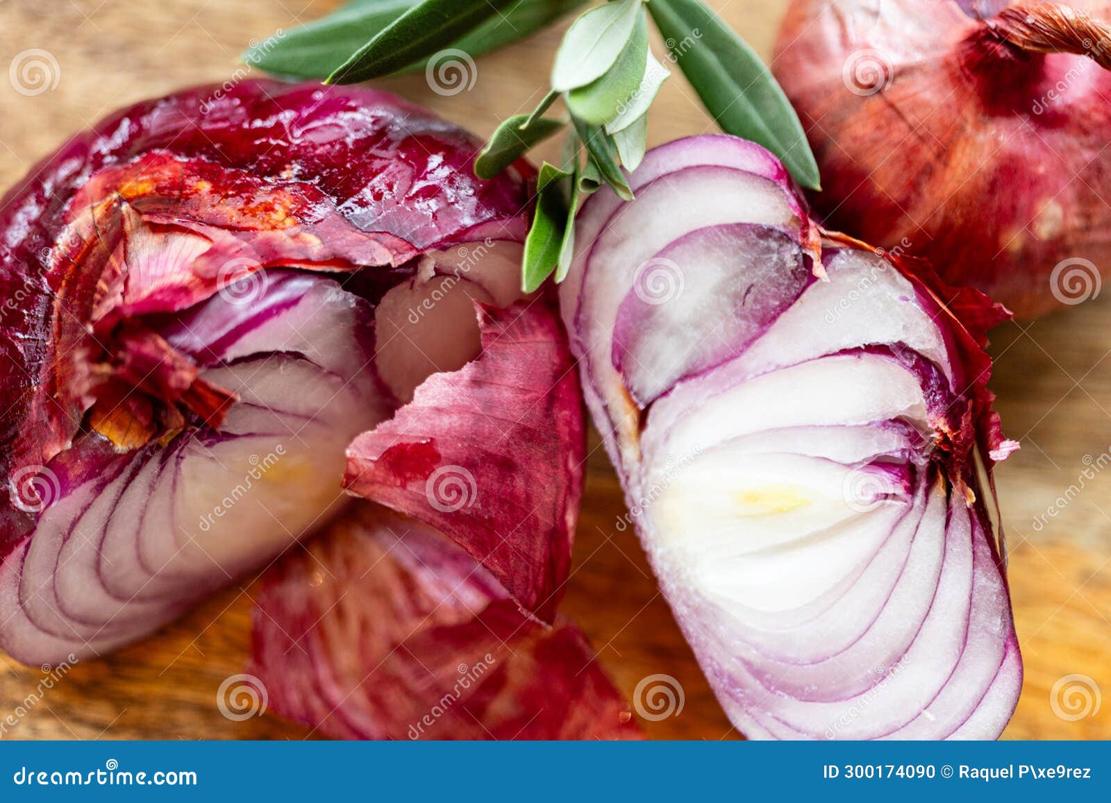 Close-up of a Red Onion Cut Open in Pieces Stock Photo - Image of leaf ...